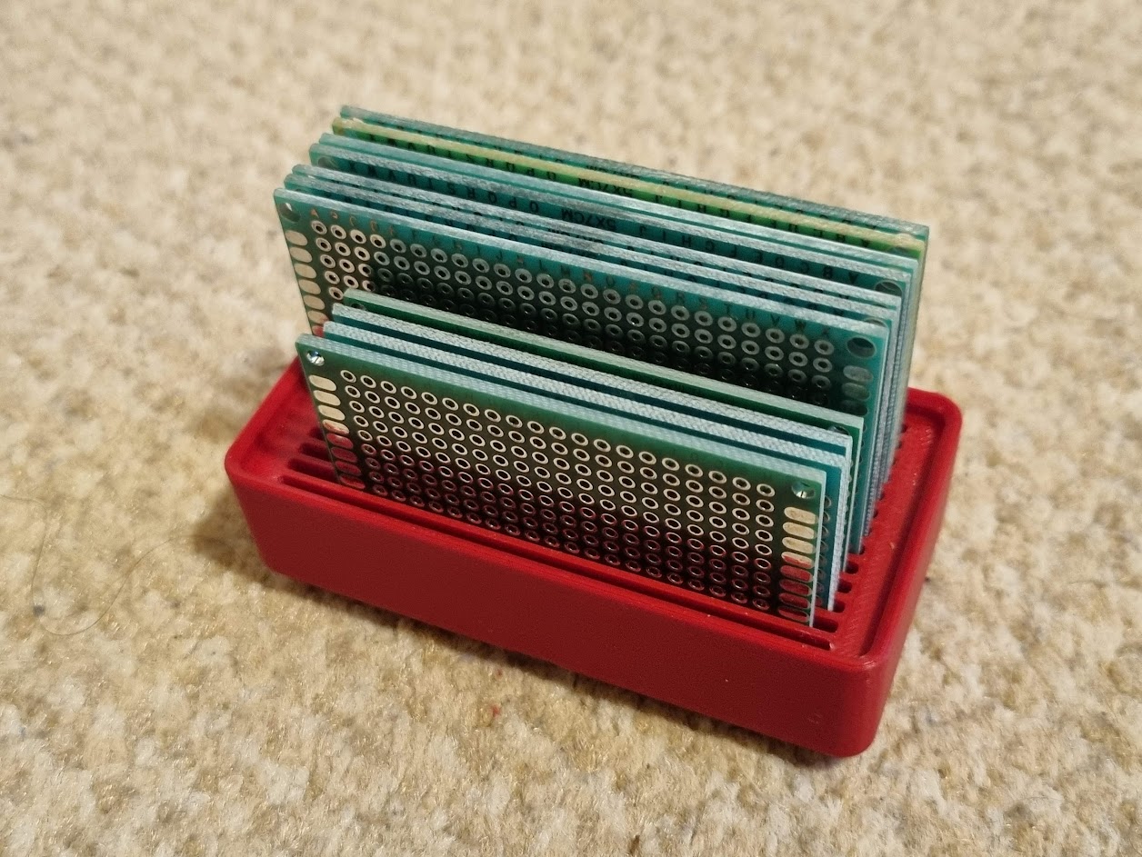 Parametric Gridfinity PCB/Perfboard Holders (OpenSCAD) by bobstay ...