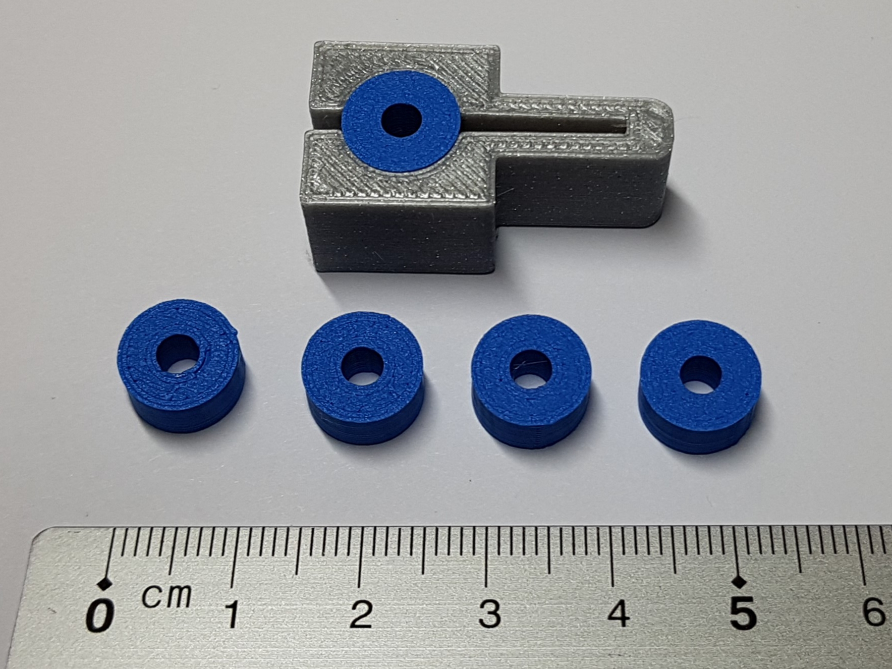 Miniature vice in action: A test object by HD_Creator | Download free ...