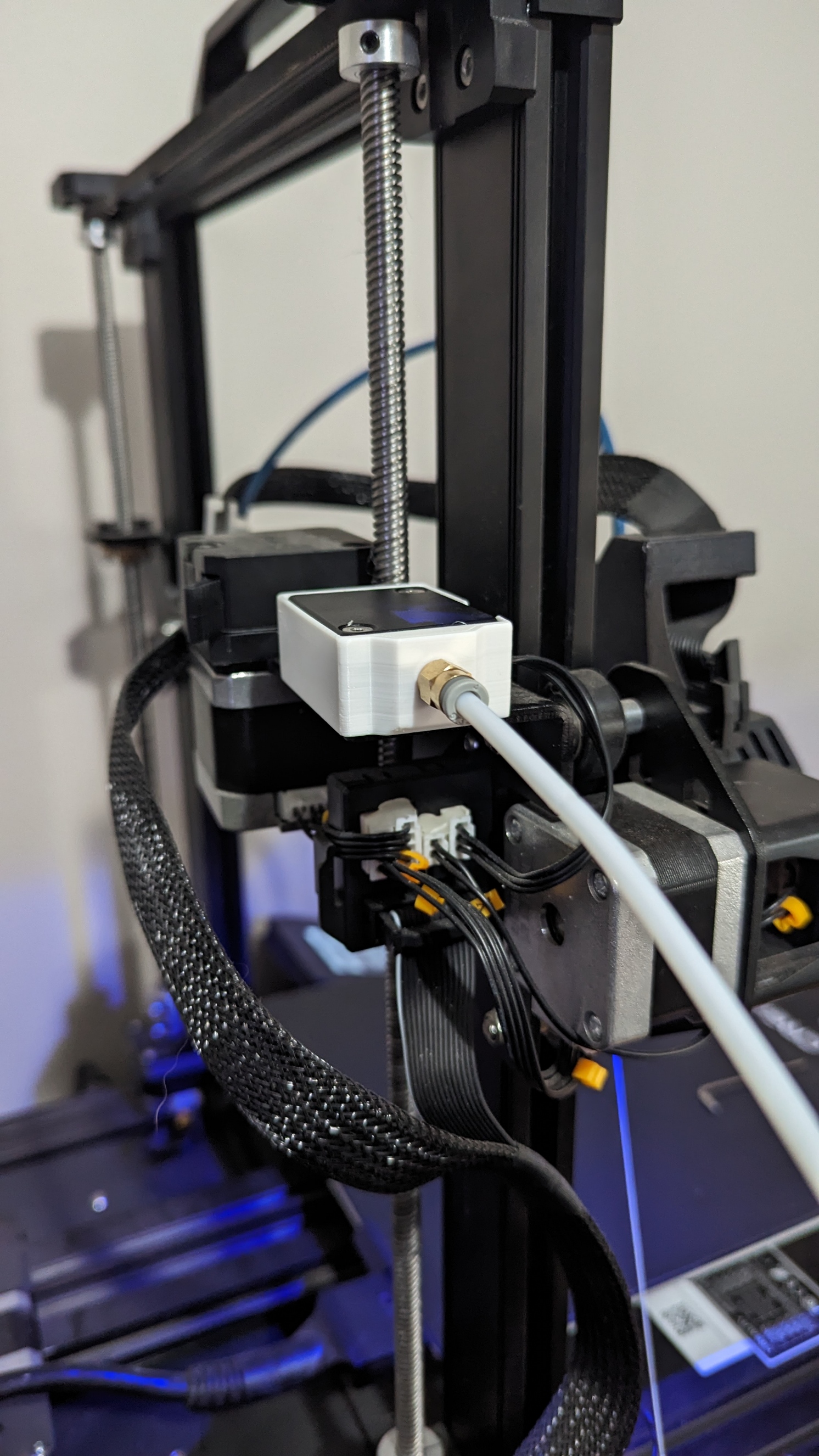 CR-6 SE Filament Sensor Mount Remix by Sebastien Beoutis | Download ...