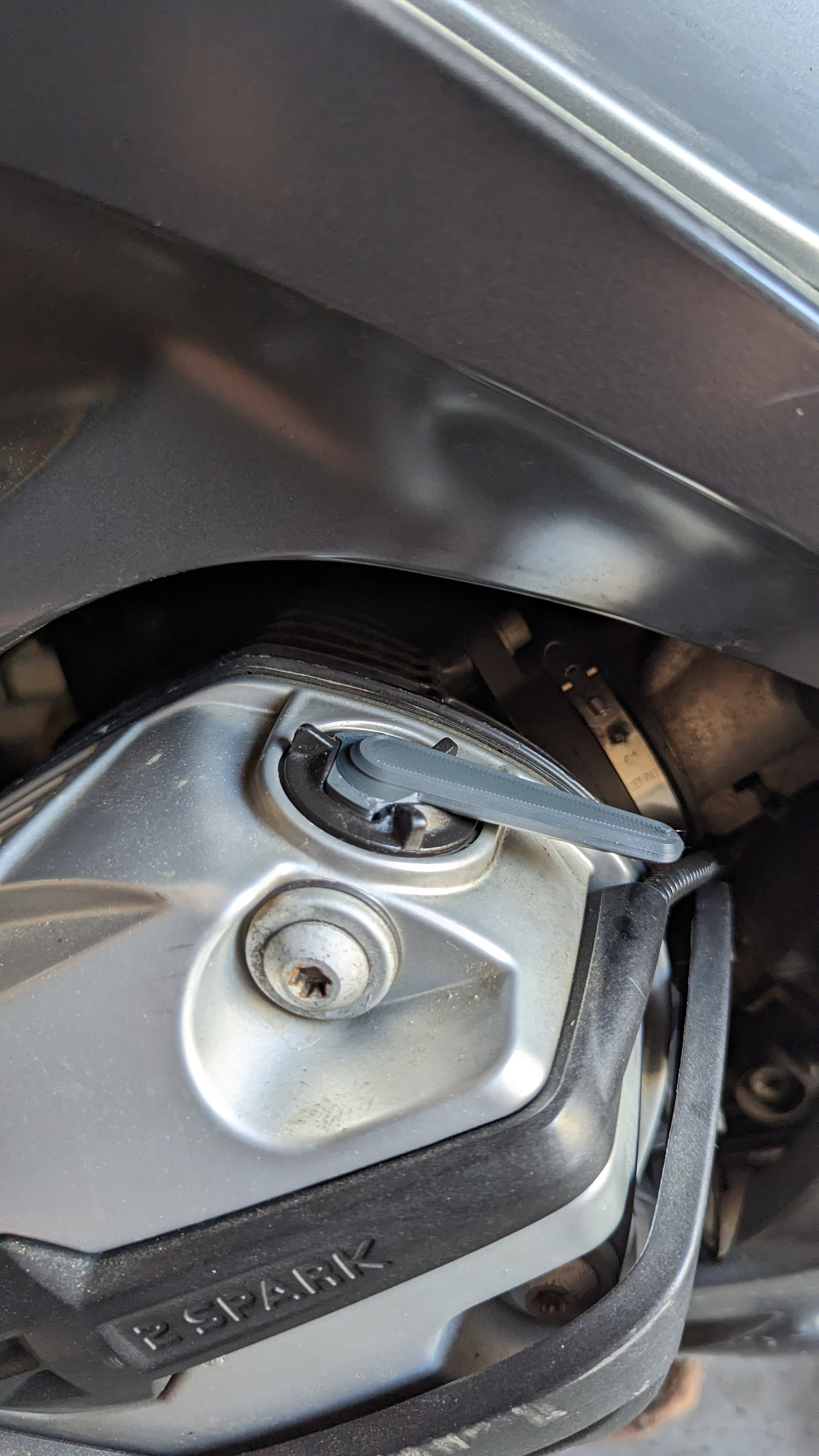 Oil filler cap tool BMW R1200RT by Jonne Terlouw | Download free STL ...