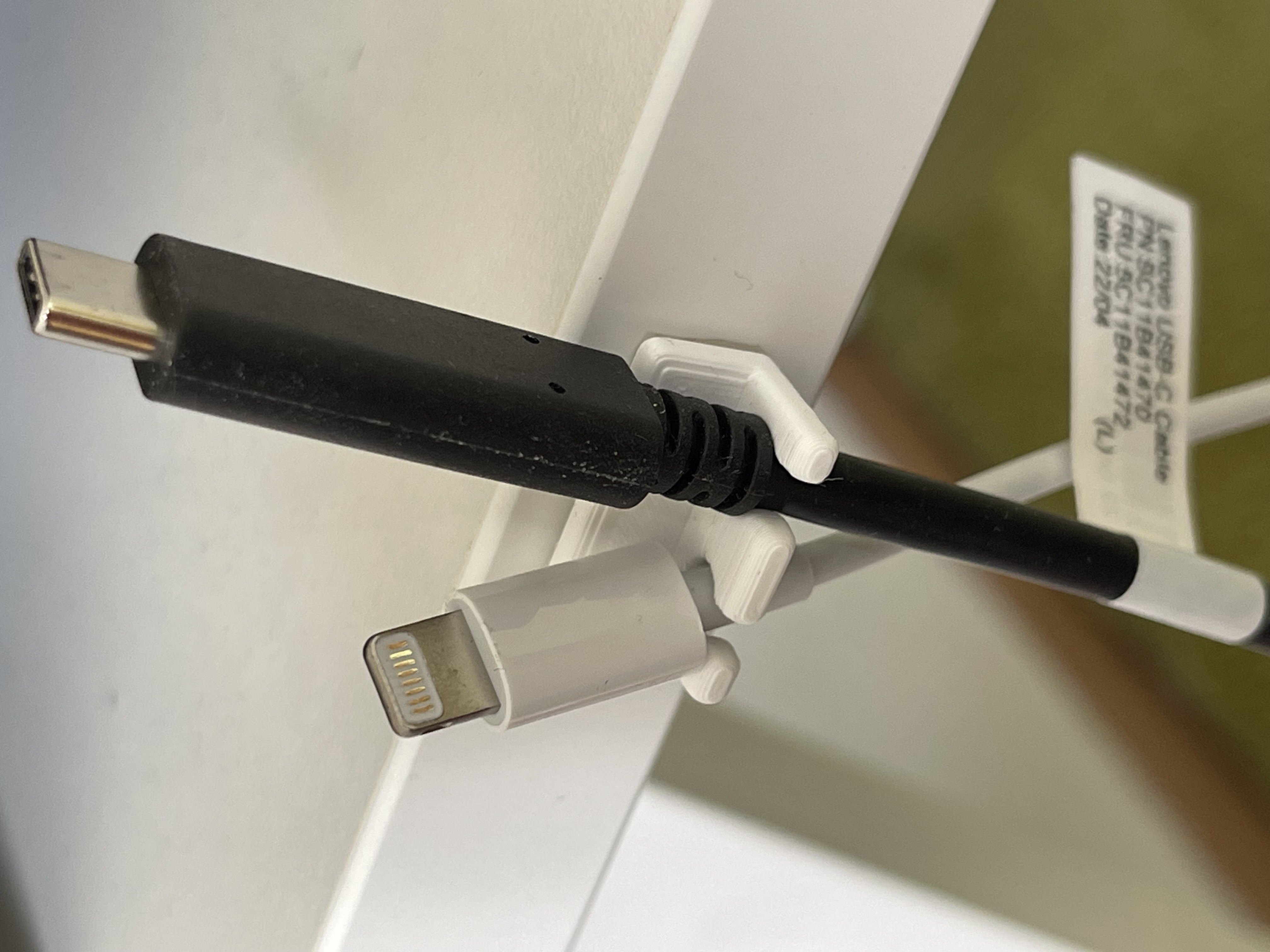 Minimalist Cable Holder by race85com | Download free STL model ...