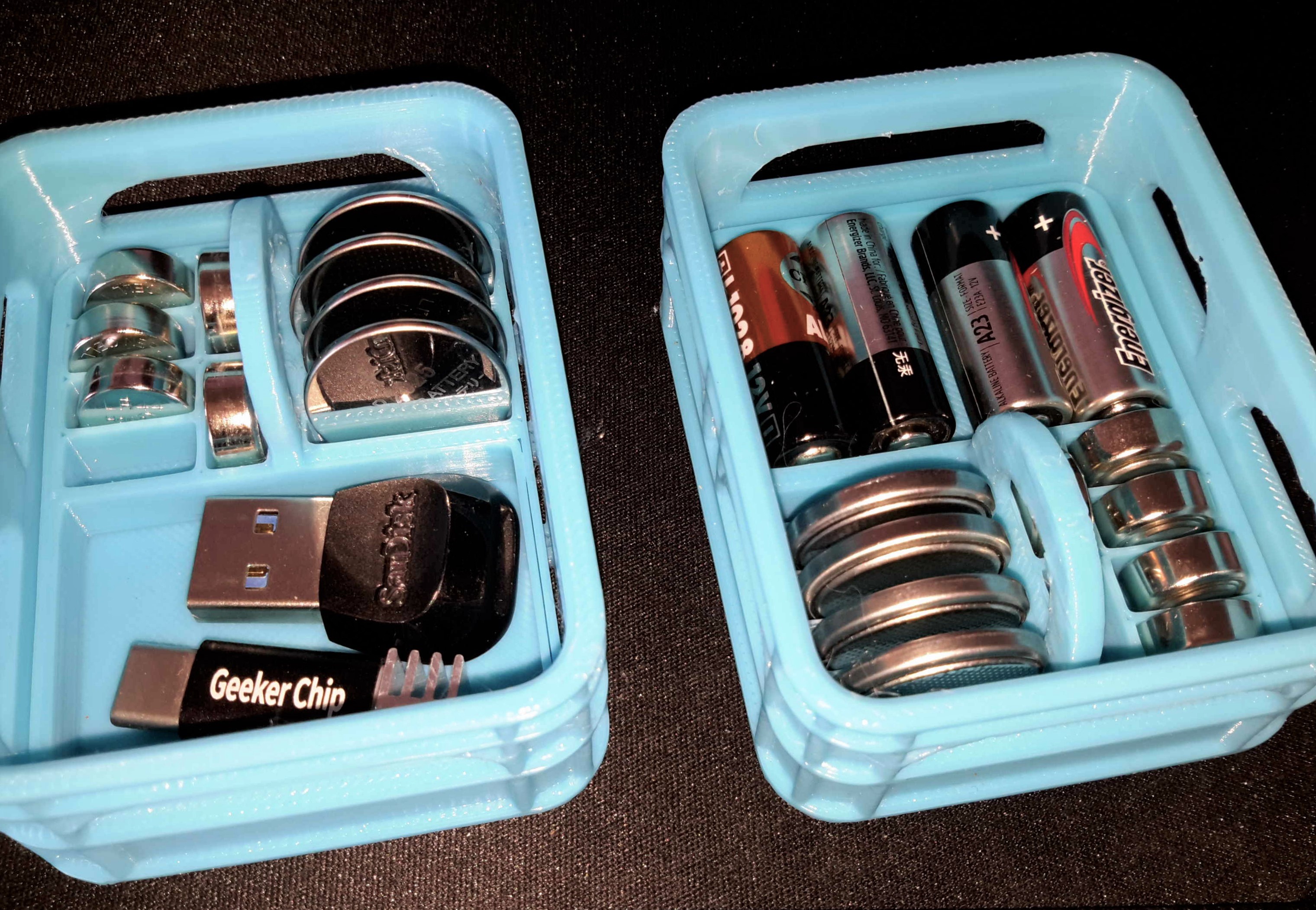 Beer crate Insert tray for various button cells (cr2032, cr2025, lr44 ...