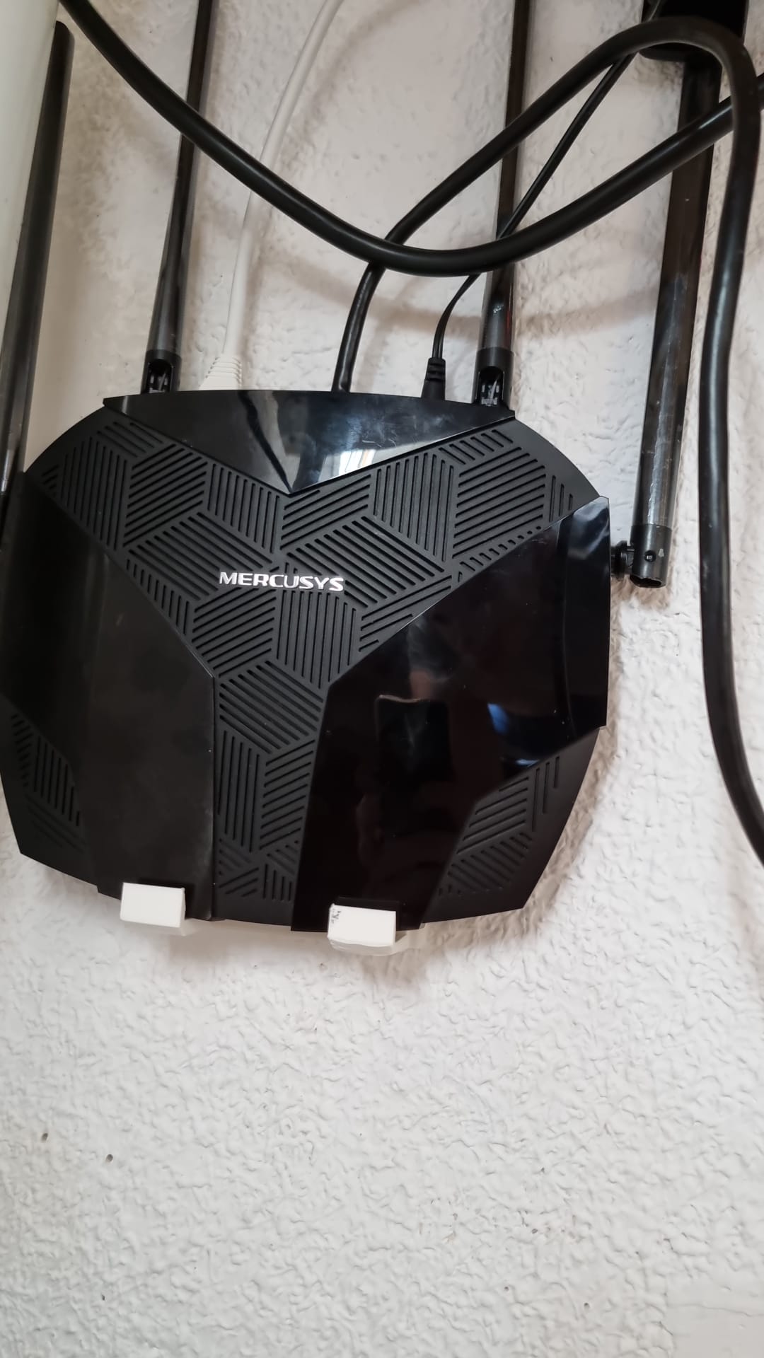 Wifi Router Wall Mount Mercusys MR80X by MR H | Download free STL model ...