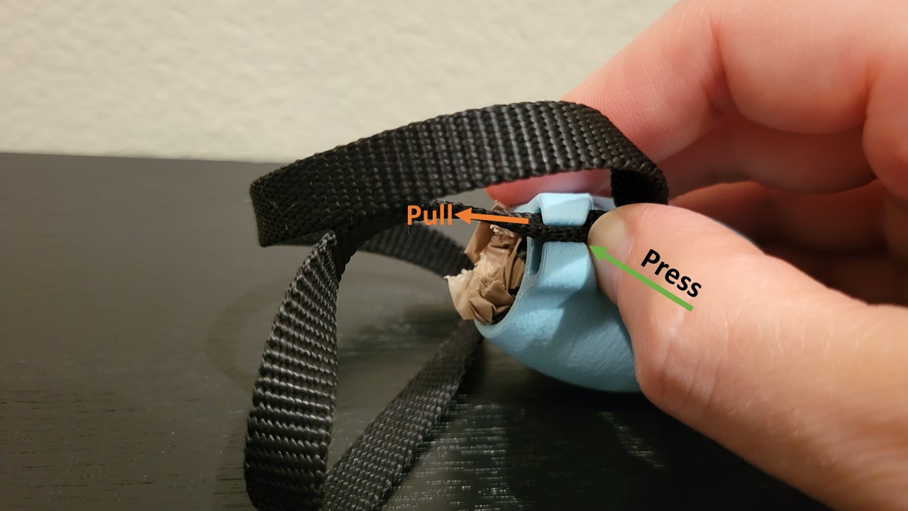 Simple Poop Bag Holder for Small Leash by FailOften | Download free STL ...