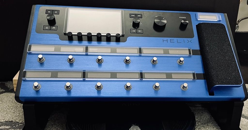 Line 6 Helix or Narrow Pedalboard Tall Angled Floor Riser by ...