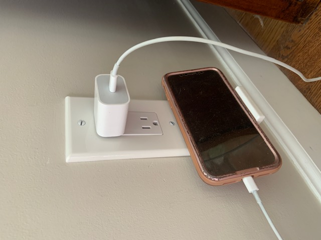 Adjustable Outlet Support Shelf by PenPan Designs | Download free STL ...