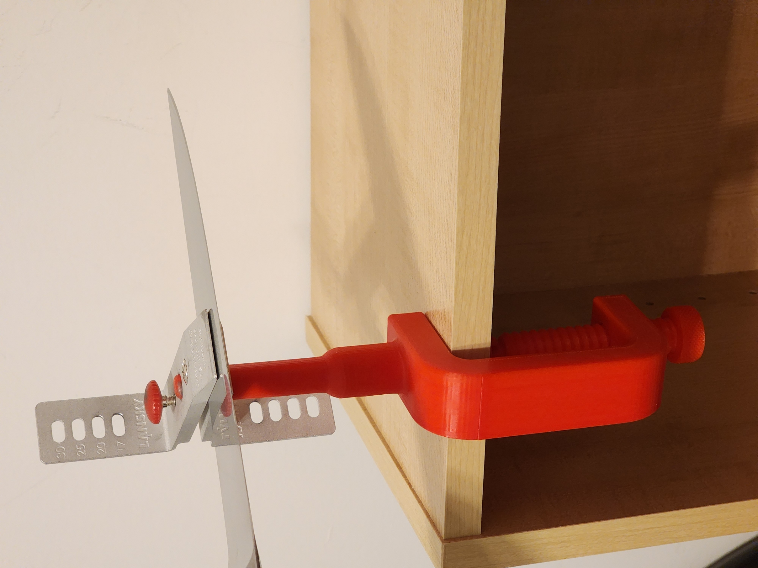 A clamp for the Lansky Controlled Angle Sharpening System by Joe ...