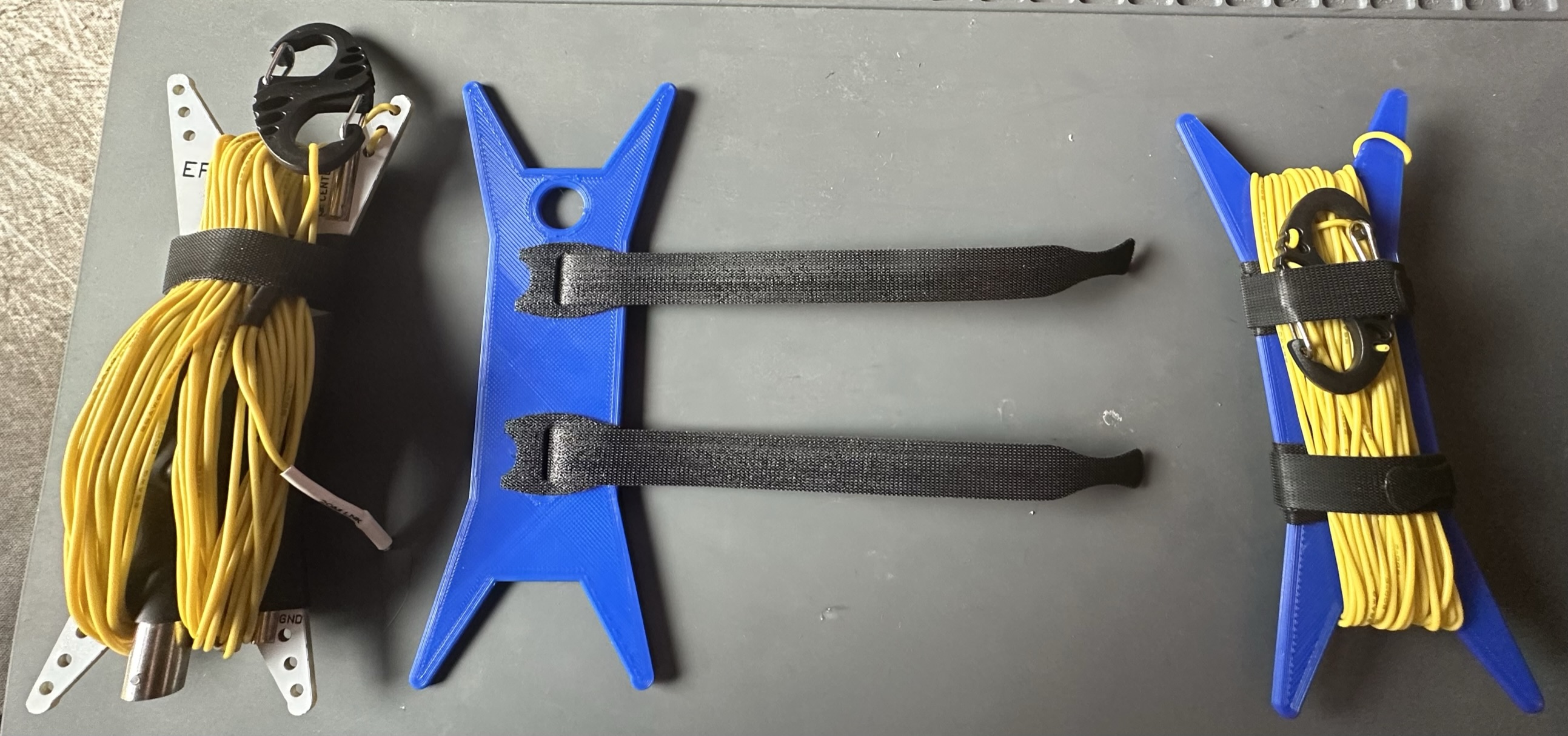 Radio Antenna Wire Winder by Tim From Sales | Download free STL model ...