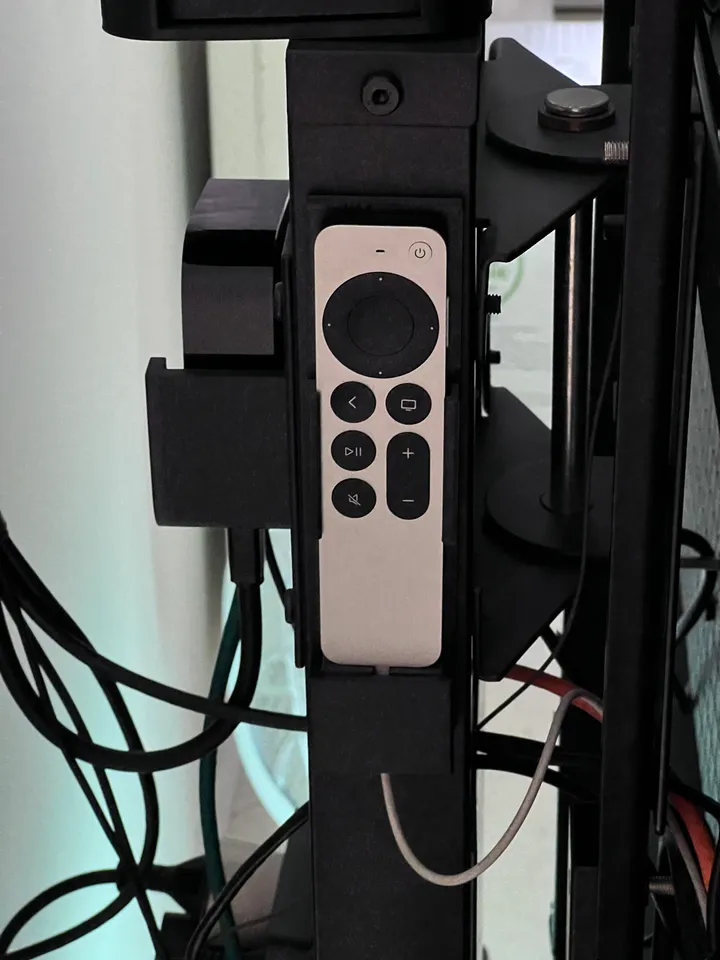 Siri Remote (2023) Charging Dock by Christophe-P | Download free STL ...