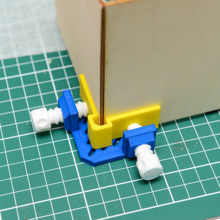 Mini Craft Corner Clamp by Clockspring | Download free STL model ...