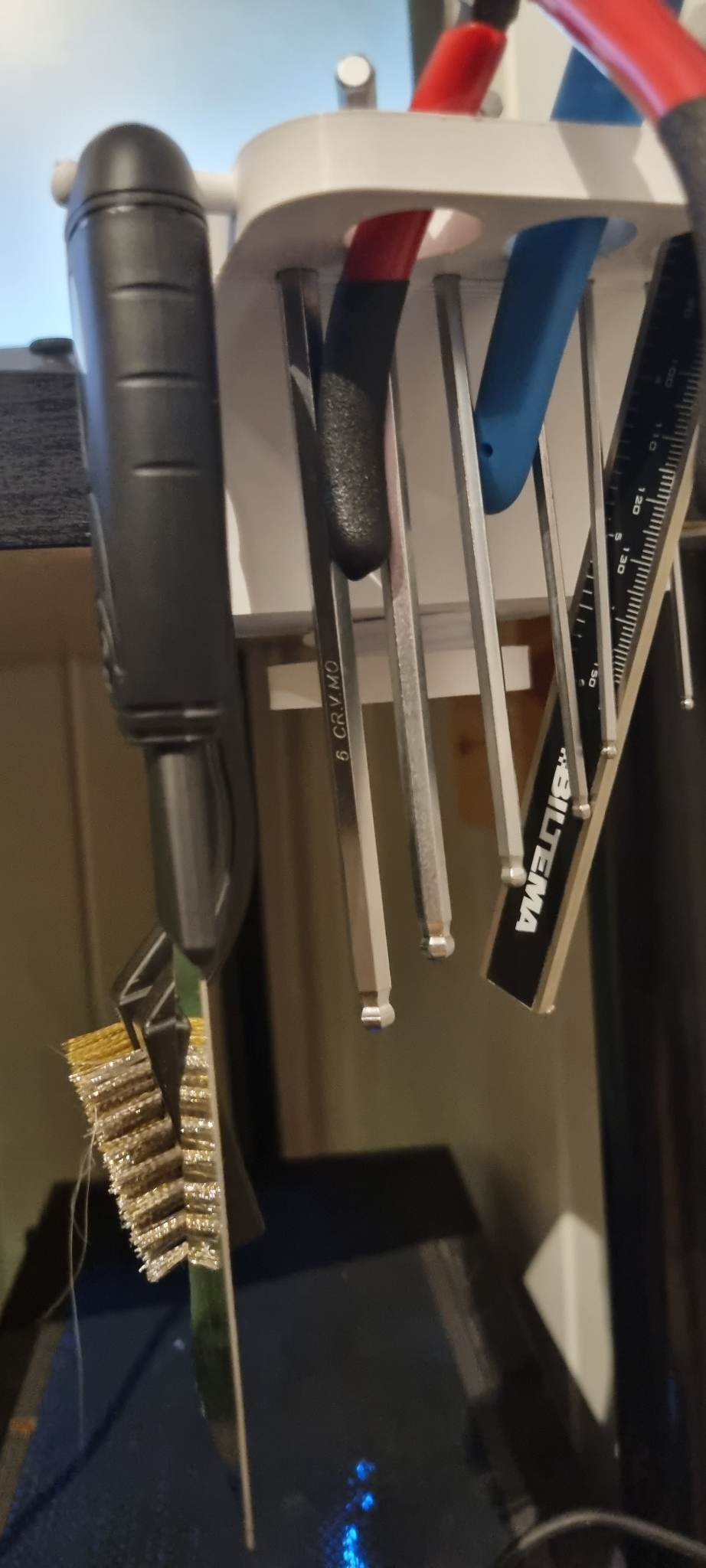 Tool holder for desktop by Kjetil Nemo | Download free STL model ...