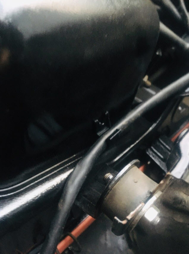 Bmw E30\E28\E21 - wiring clip (OEM: 63 12 1 364 431, 61 13 1 362 825 ...