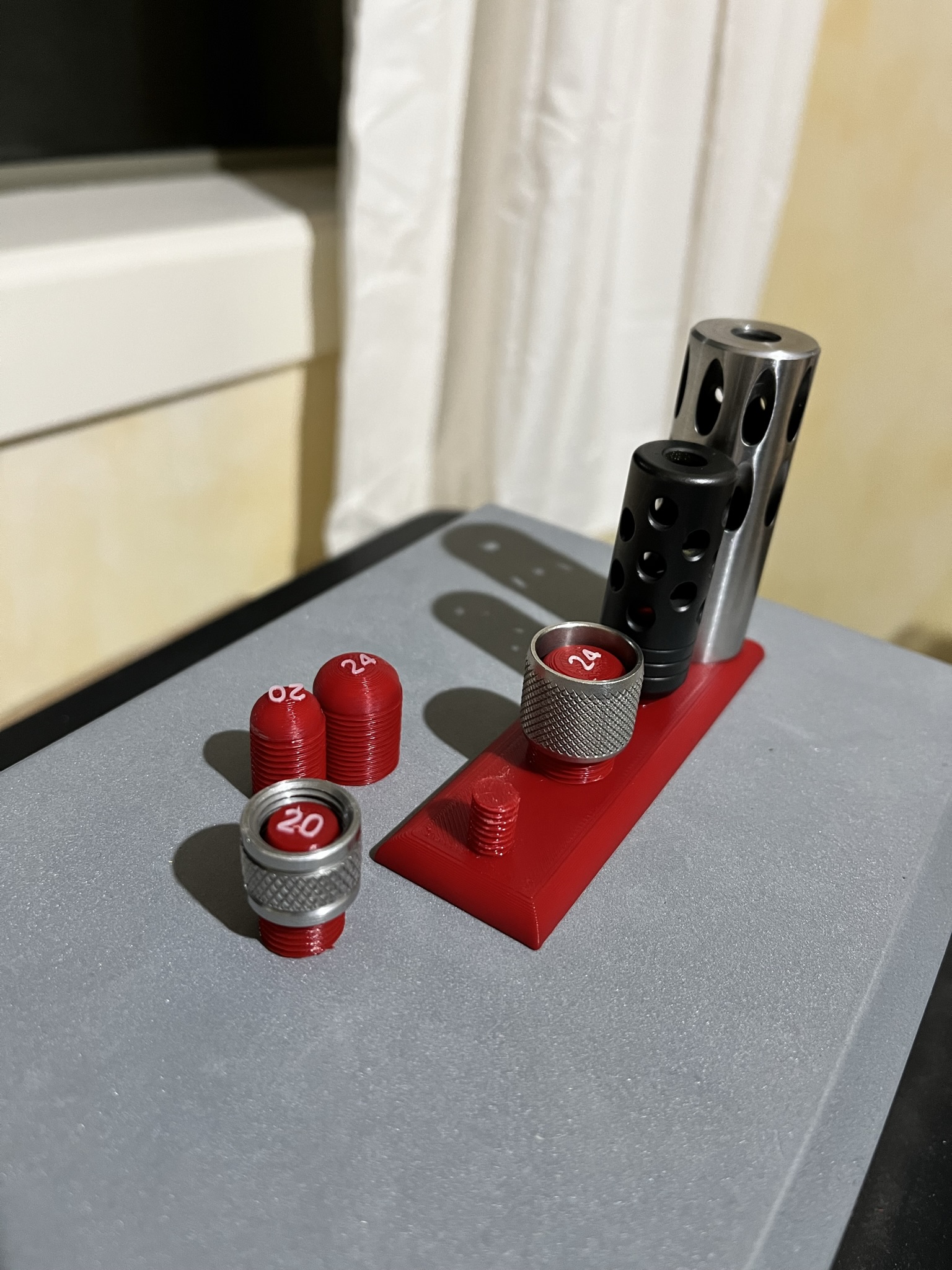 Modular holder / storage / organizer for rifle & pistol barrel thread ...