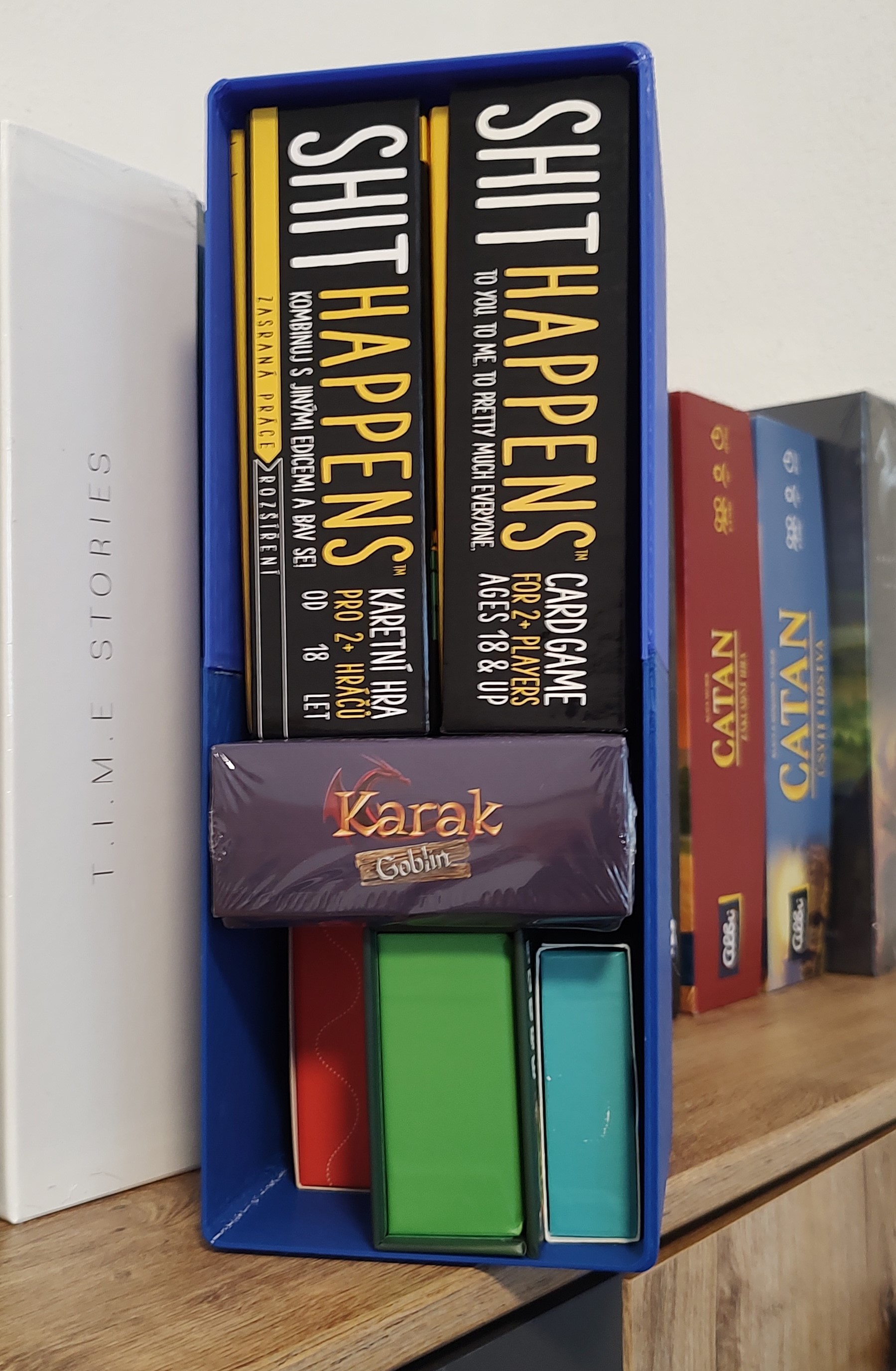 Cargo - Card game box/storage by Modrá Veverka | Download free STL ...