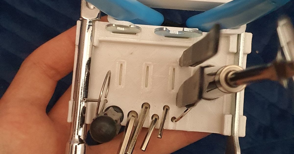 remix tool holder sv06 by PanSzprej | Download free STL model ...