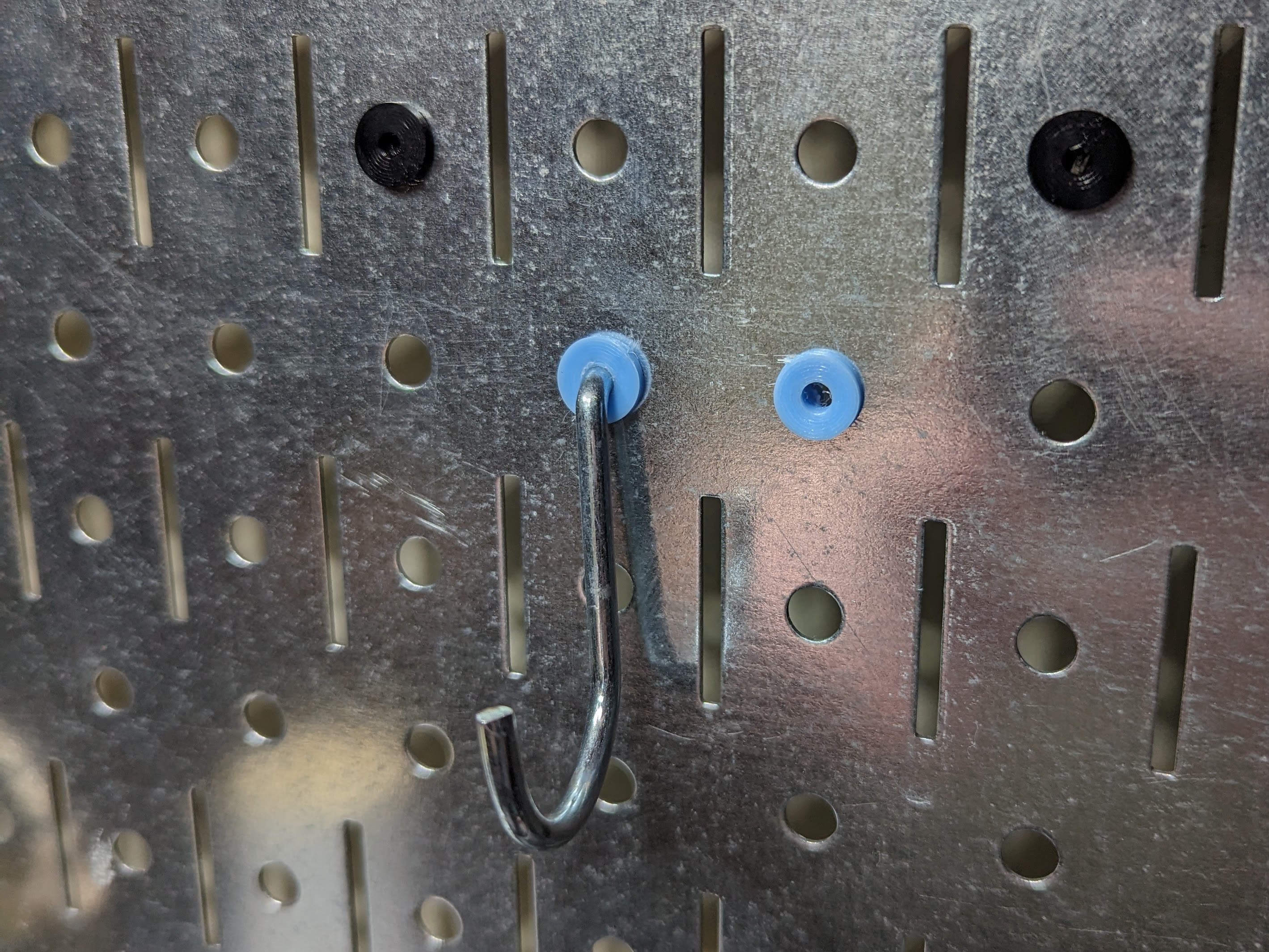 Pegboard Friction Adapter V1 (PFAV1) by iLevyTate | Download free STL model | Printables.com