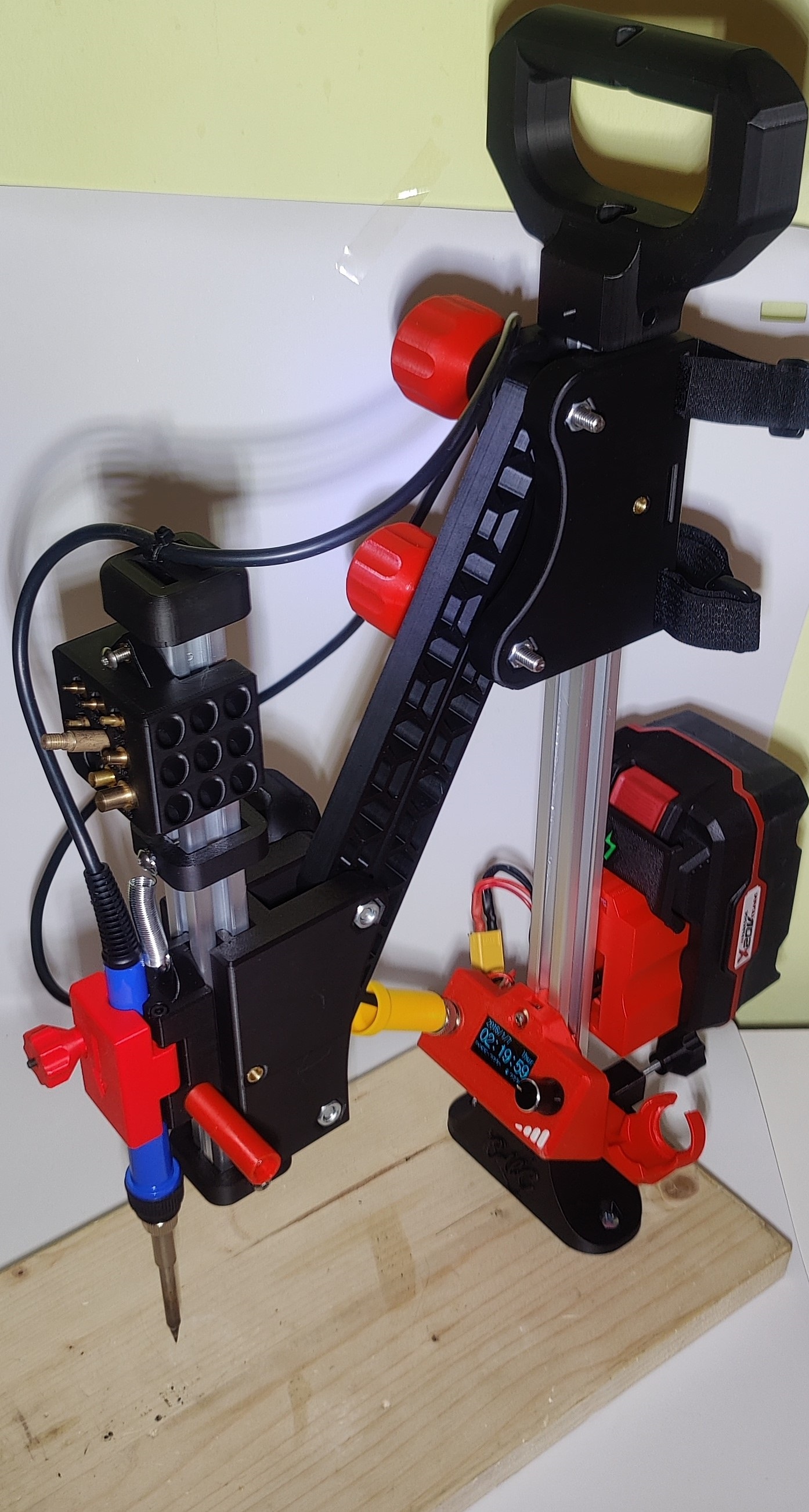 Bracket tools / Soporte de herramientas by kjbturok | Download free STL ...