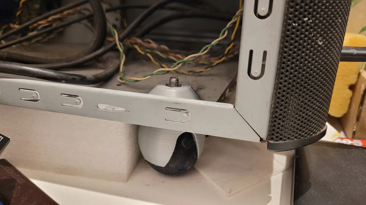 PC case squash feet by Marty McHanical | Download free STL model ...