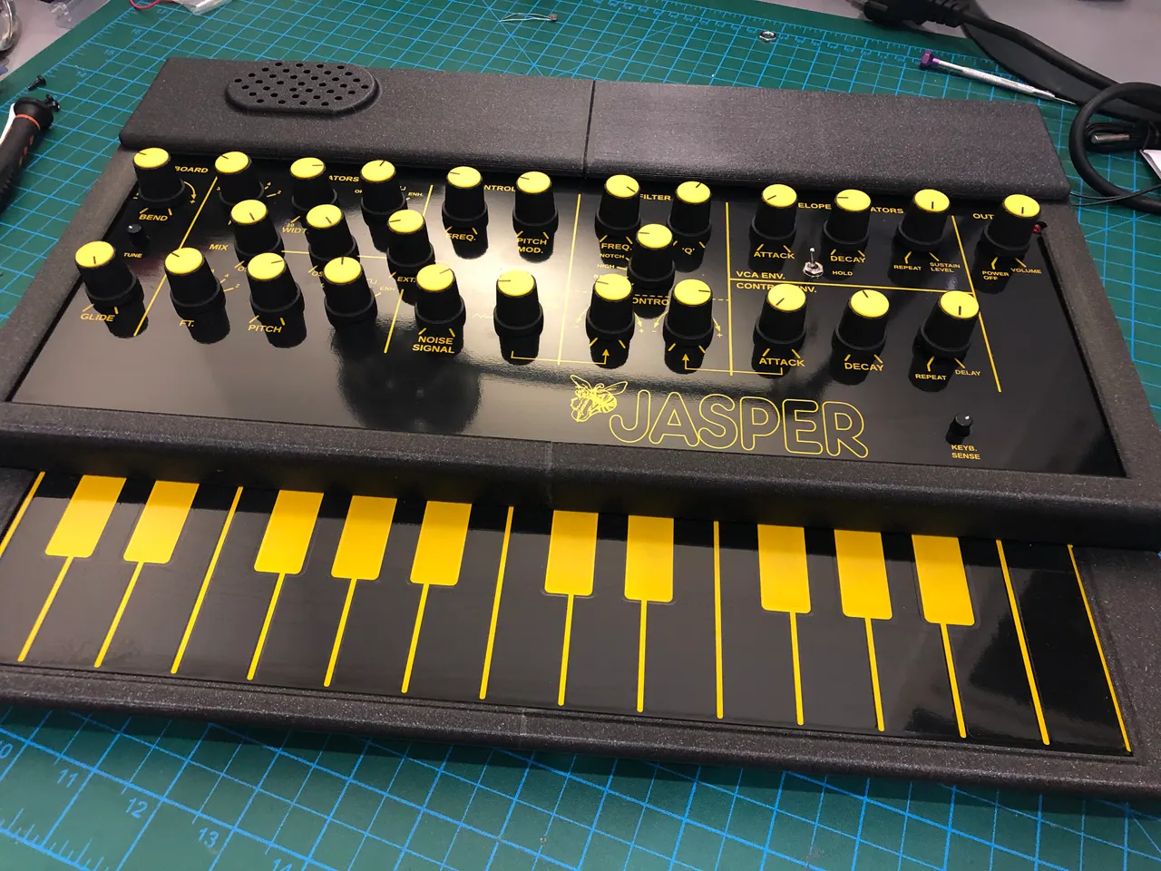 Jasper Synthesizer Case Enclosure by TorstenSp | Download free STL ...