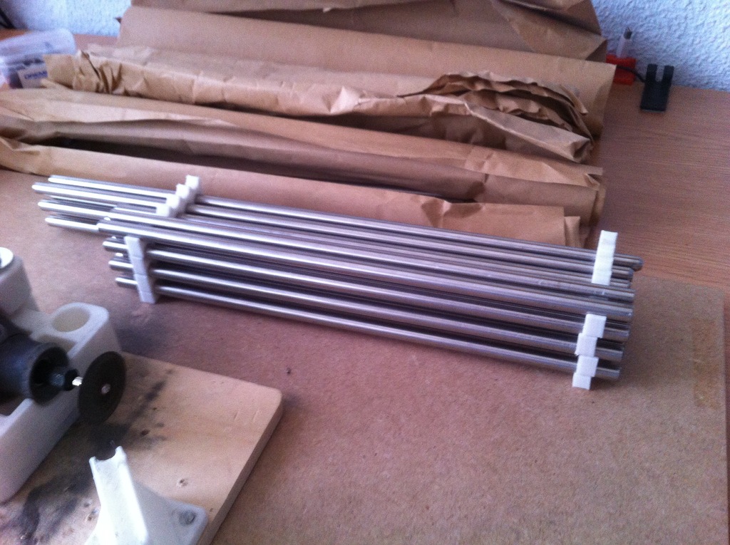 Smooth rod holder and stacker by diegotrap | Download free STL model ...