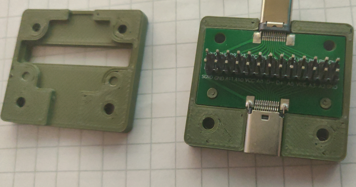 USB C breakout case by shiona | Download free STL model | Printables.com