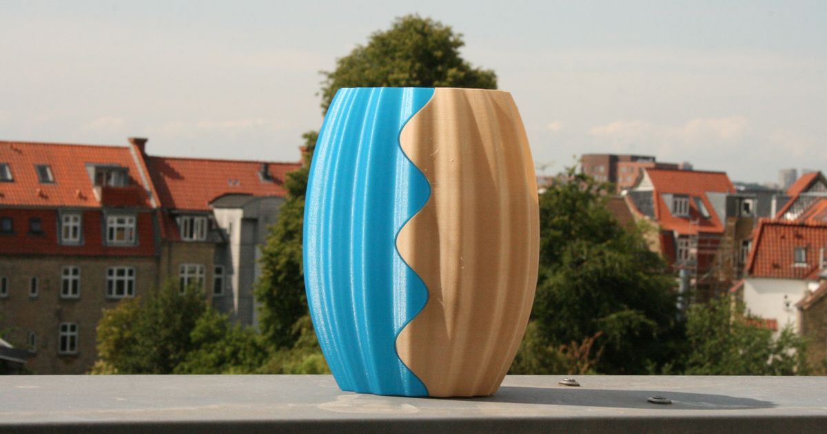 Curved matching pair of vases by Jacob Laage Kragh | Download free STL ...