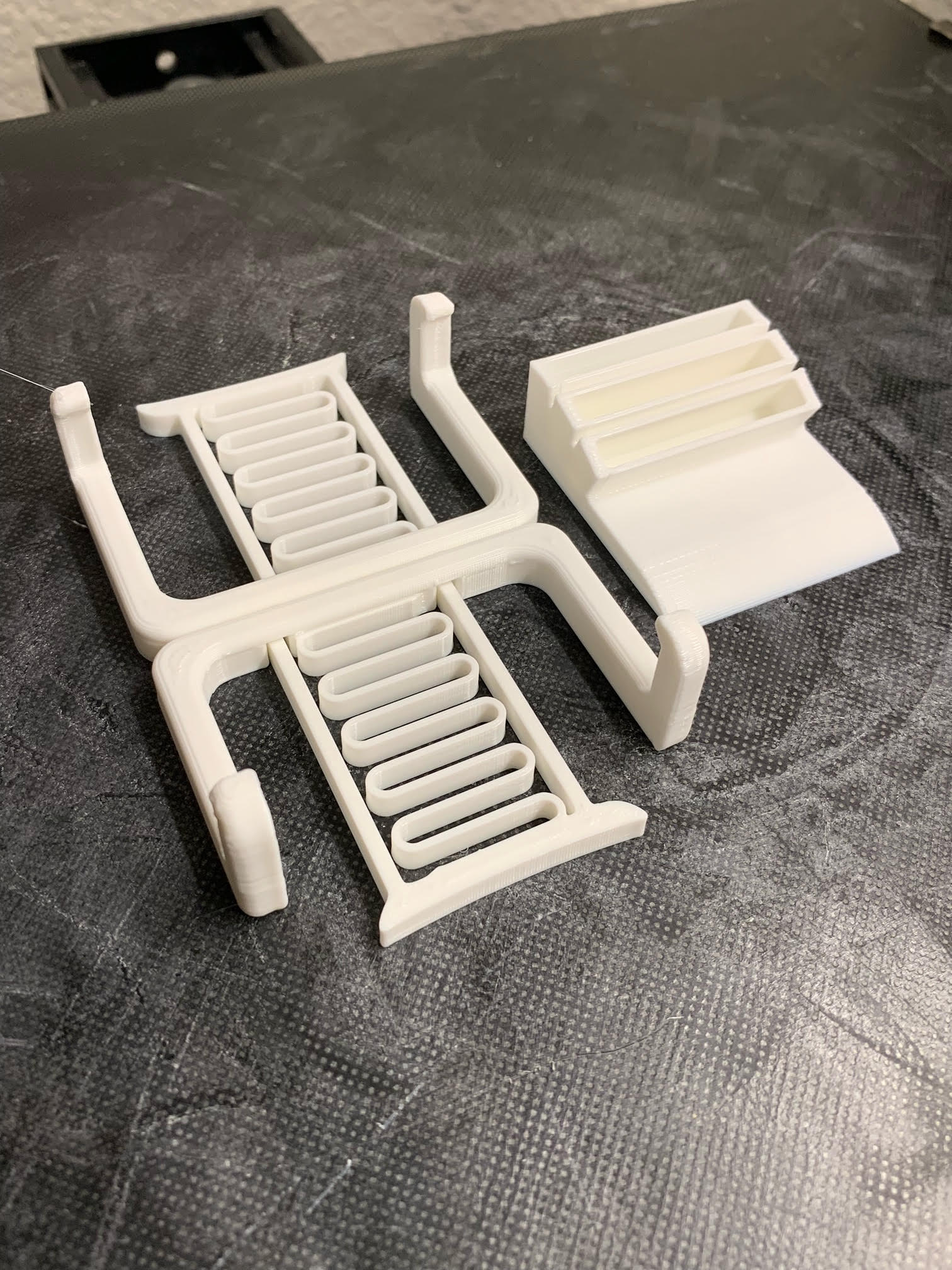 Spring Clamp Phone Stand by edude5433 | Download free STL model ...