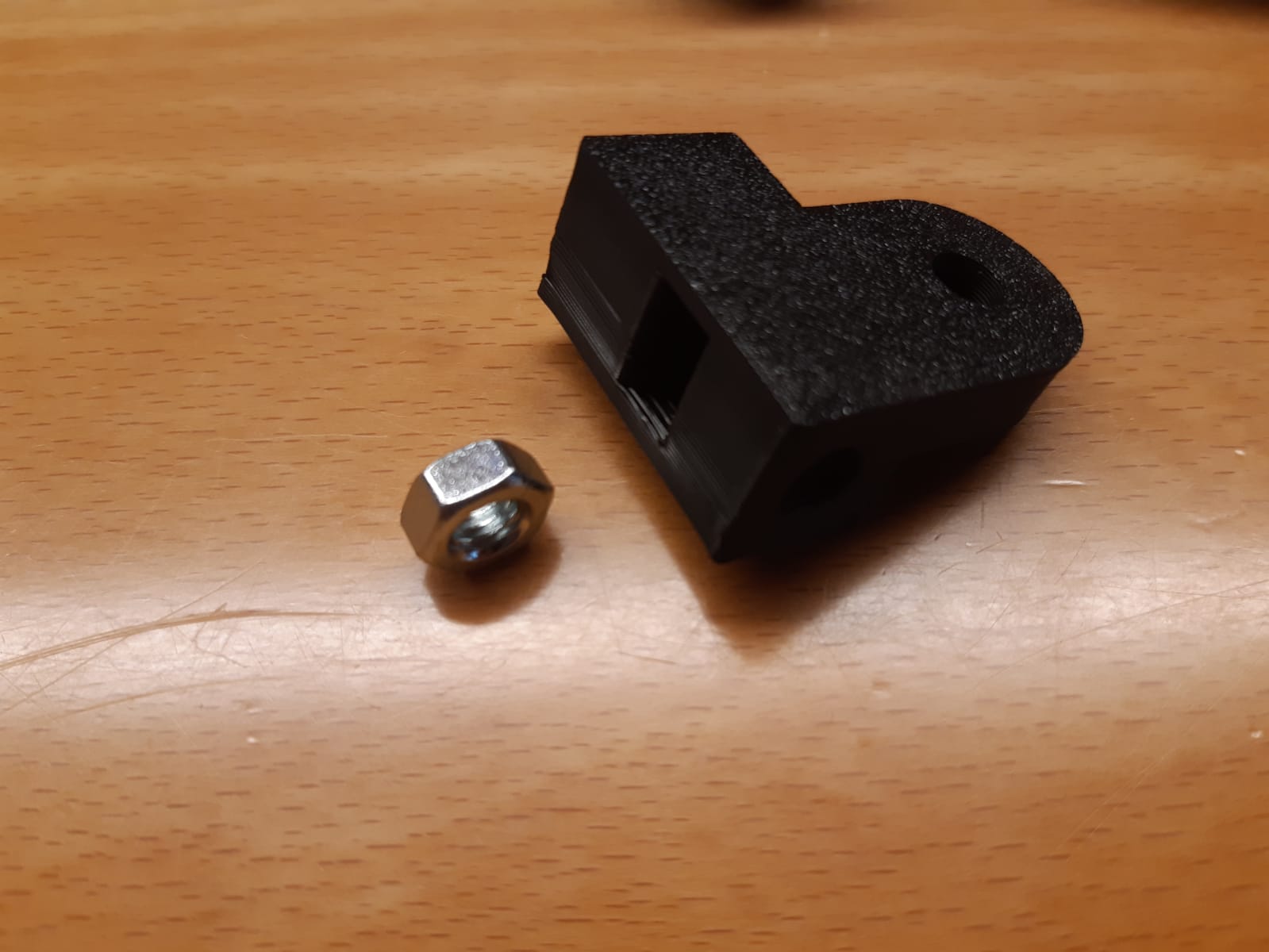 variable horizontal toggle clamp von pflotschhoger | Kostenloses STL ...