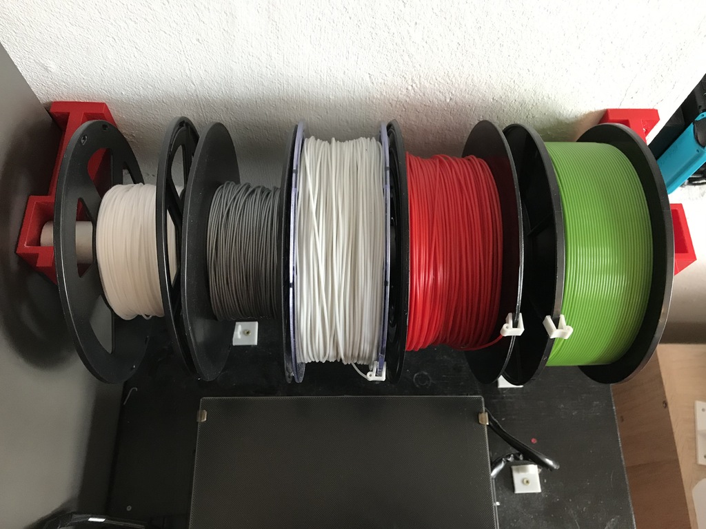 Filament wall mount par Aron | Téléchargez gratuitement un modèle STL ...