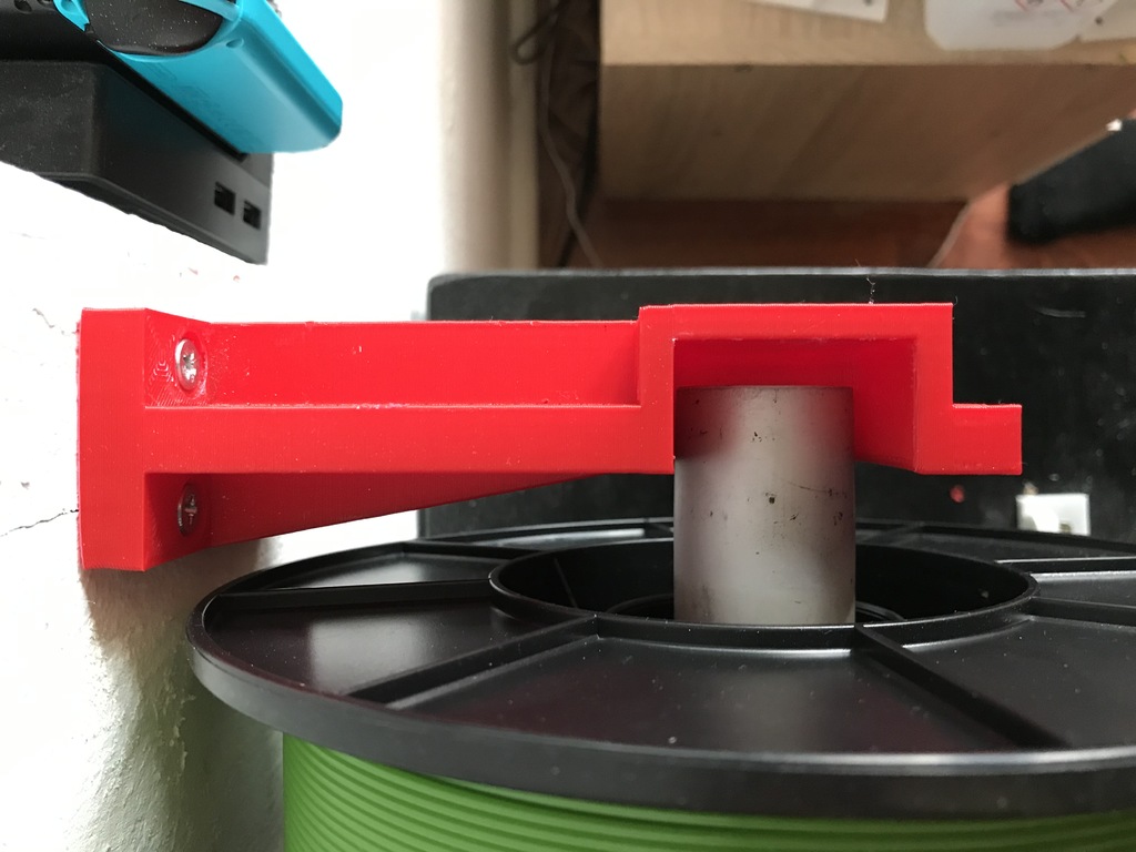 Filament wall mount par Aron | Téléchargez gratuitement un modèle STL ...