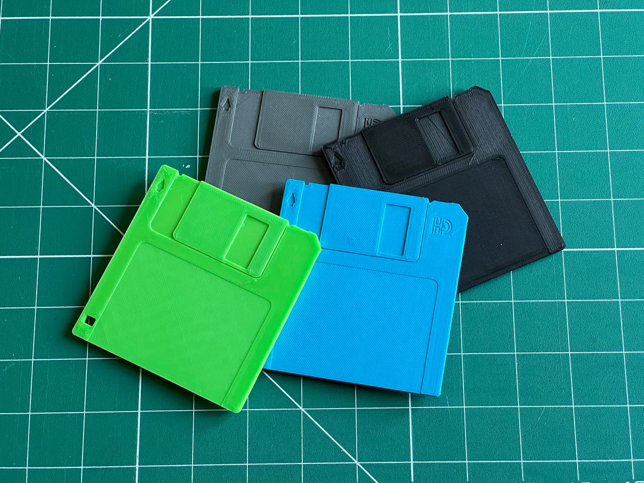 3.5" Floppy Disk by mygadgetlife | Download free STL model | Printables.com