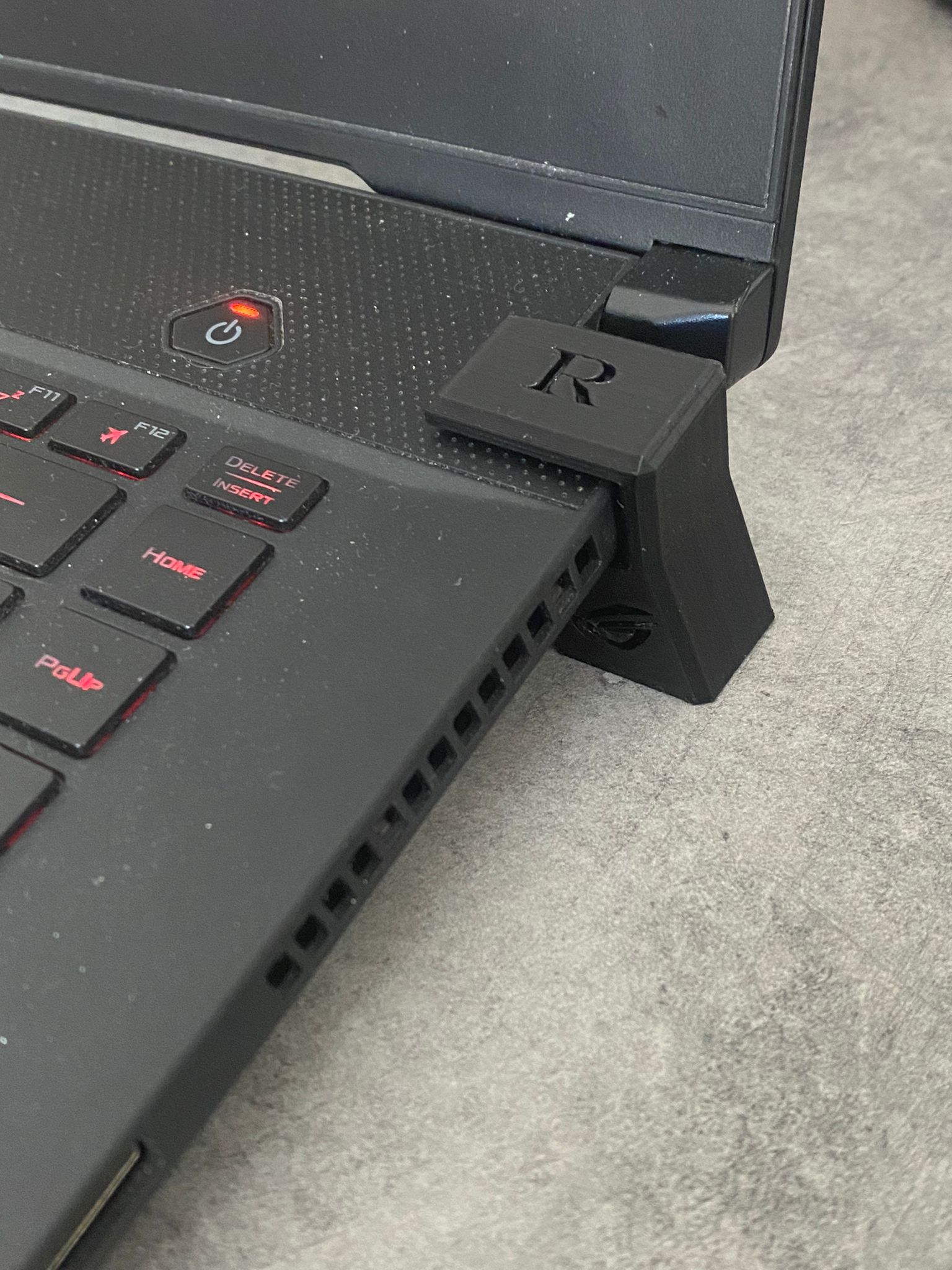 ROG Zephyrus laptop stand by Stijn Elshof | Download free STL model ...