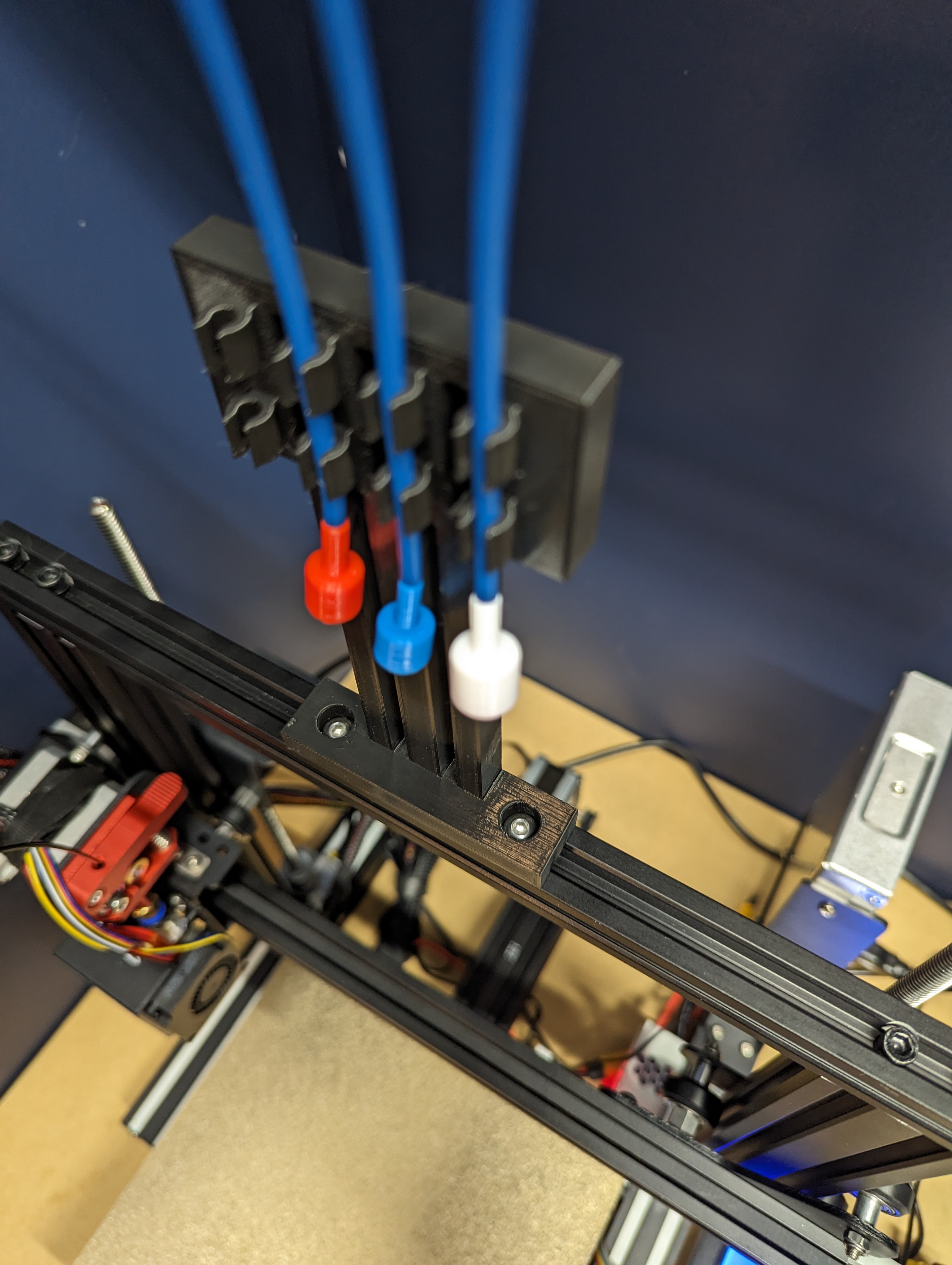 Bowden Filament Guide Mount by DirtyRasa | Download free STL model ...