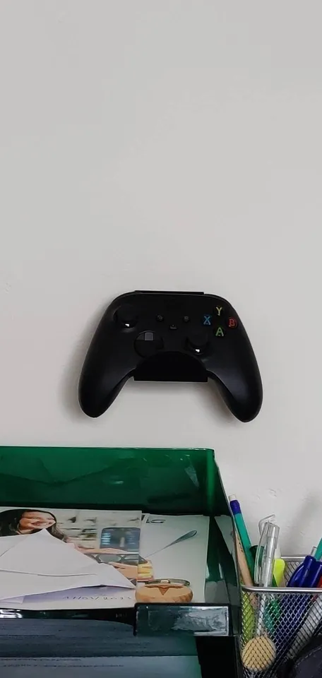 Universal Controller Holder (Wall mounted) by RemcoGoy | Download free ...