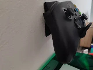 Universal Controller Holder (Wall mounted) by RemcoGoy | Download free ...