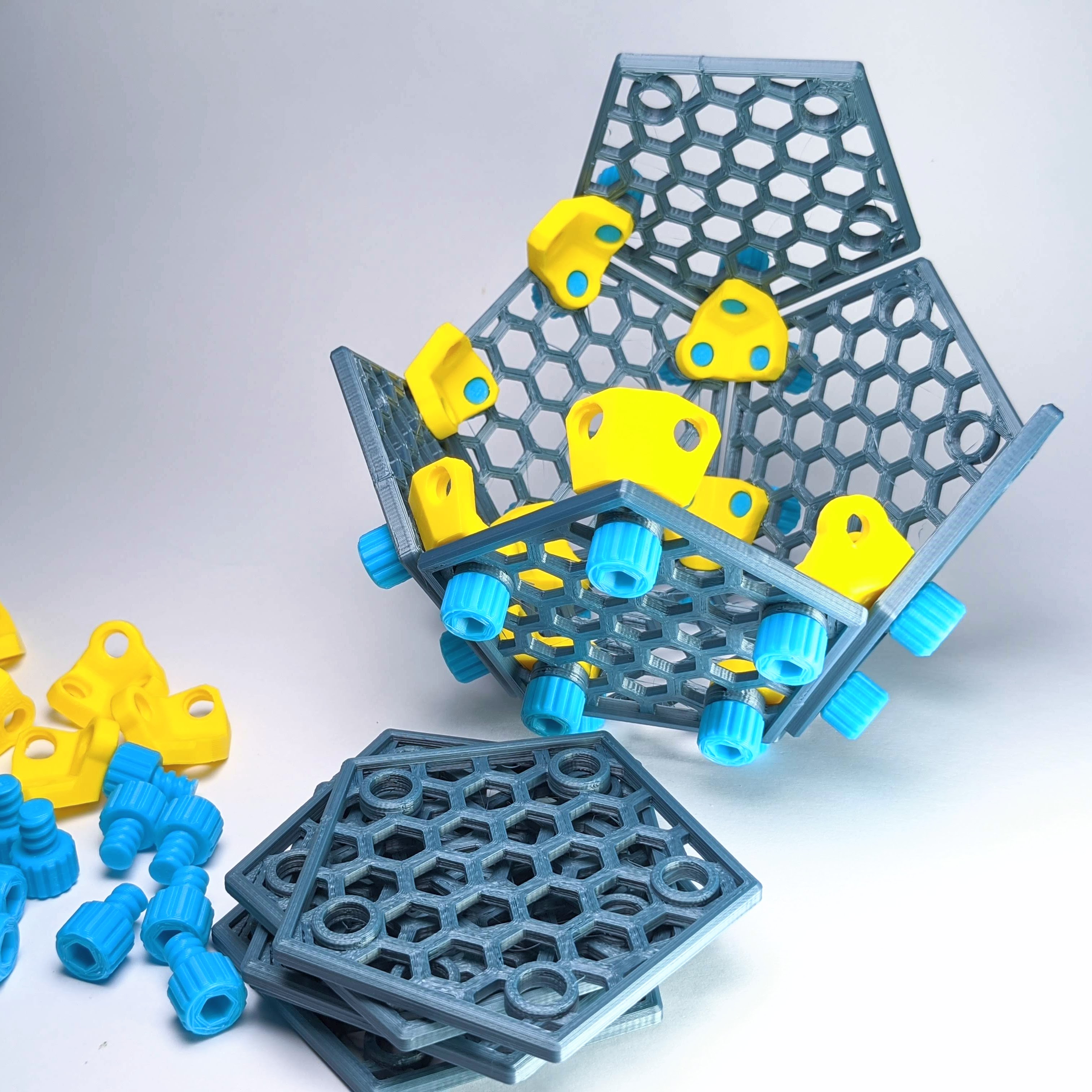 848 Bolted Cube - Pentagonal Parts by Clockspring | Printables Store
