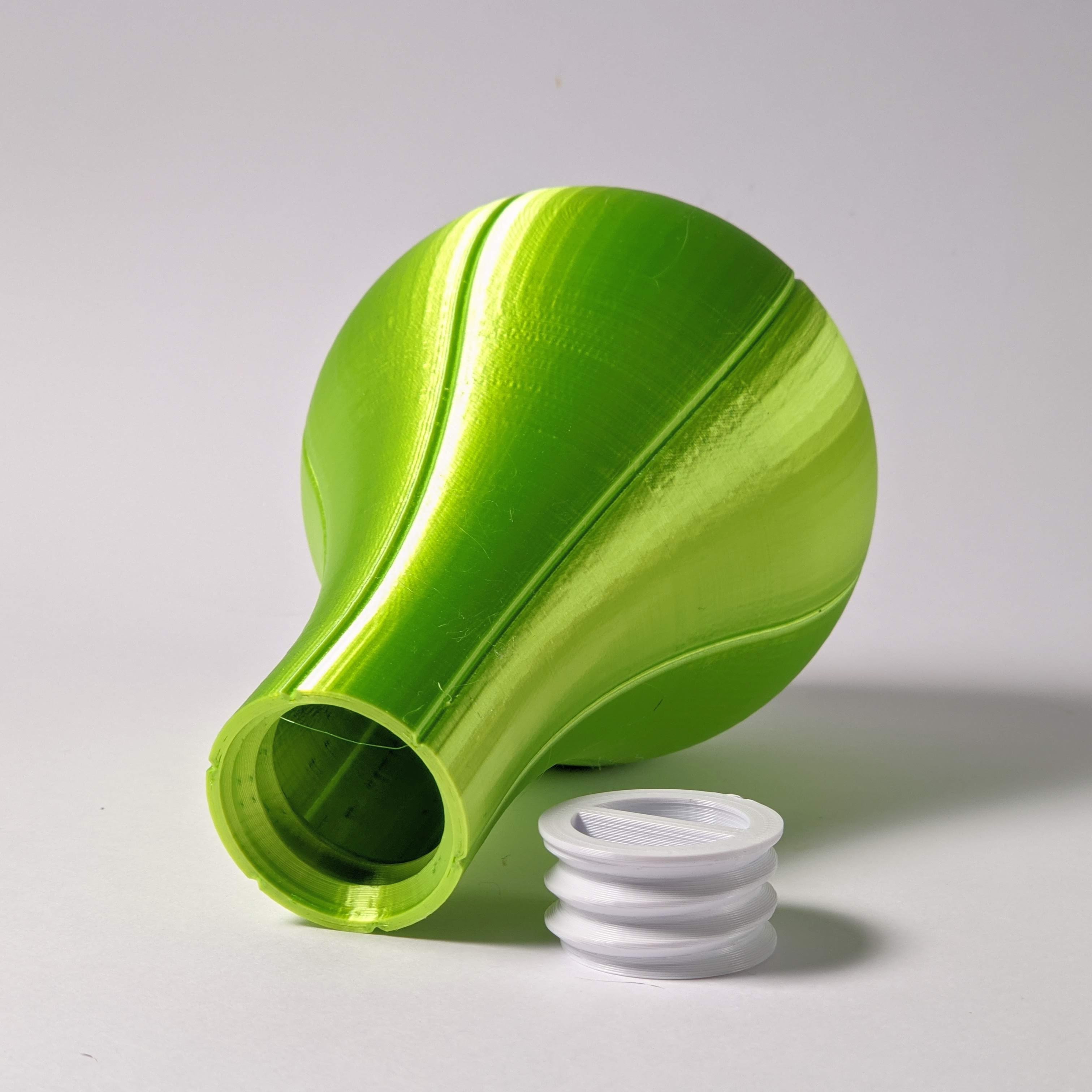 840 Potion Flask by Clockspring | Printables Store