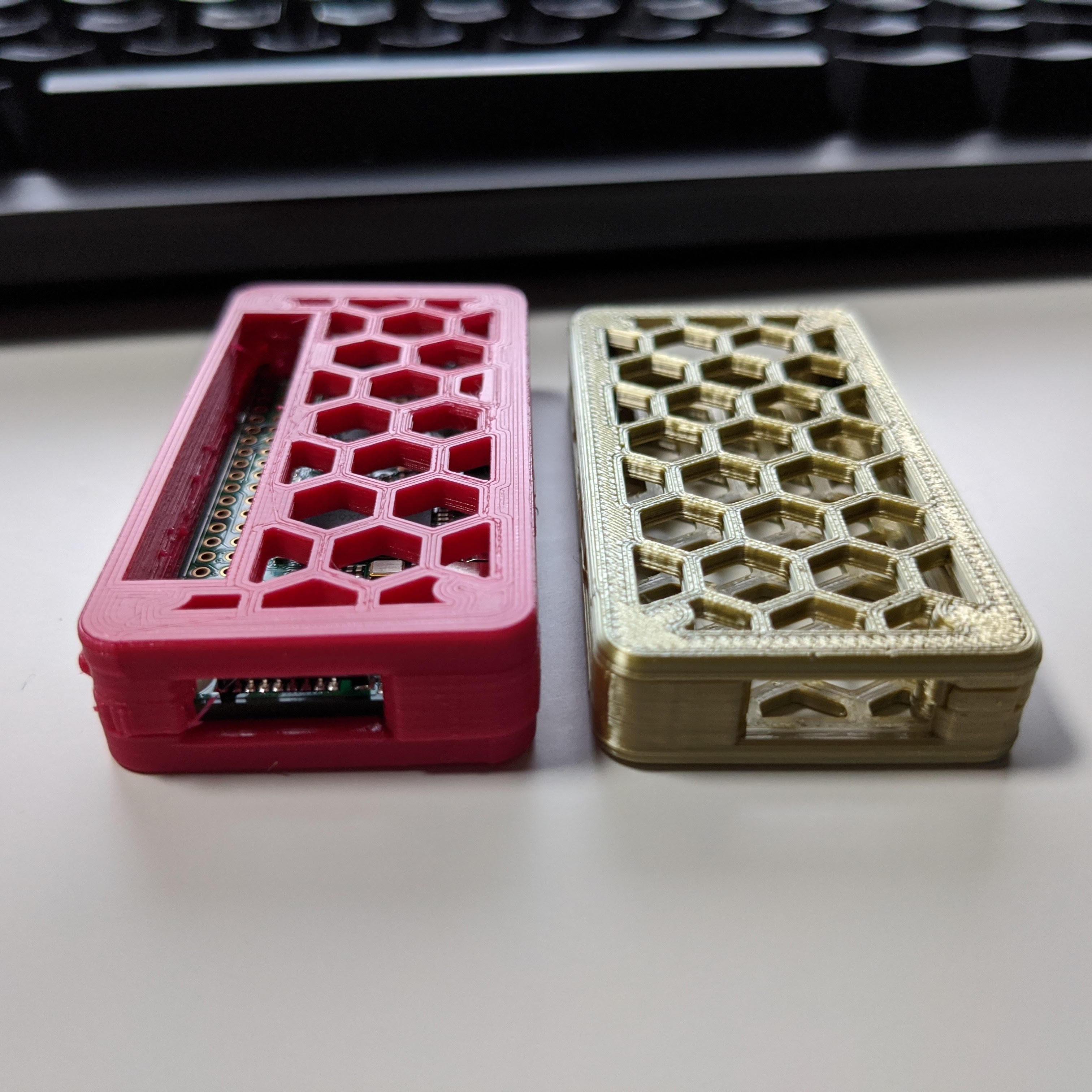 826 Hinged Pi Zero W Cases by Clockspring | Printables Store