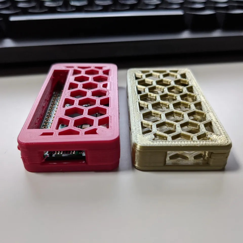 826 Hinged Pi Zero W Cases by Clockspring | Download free STL model ...