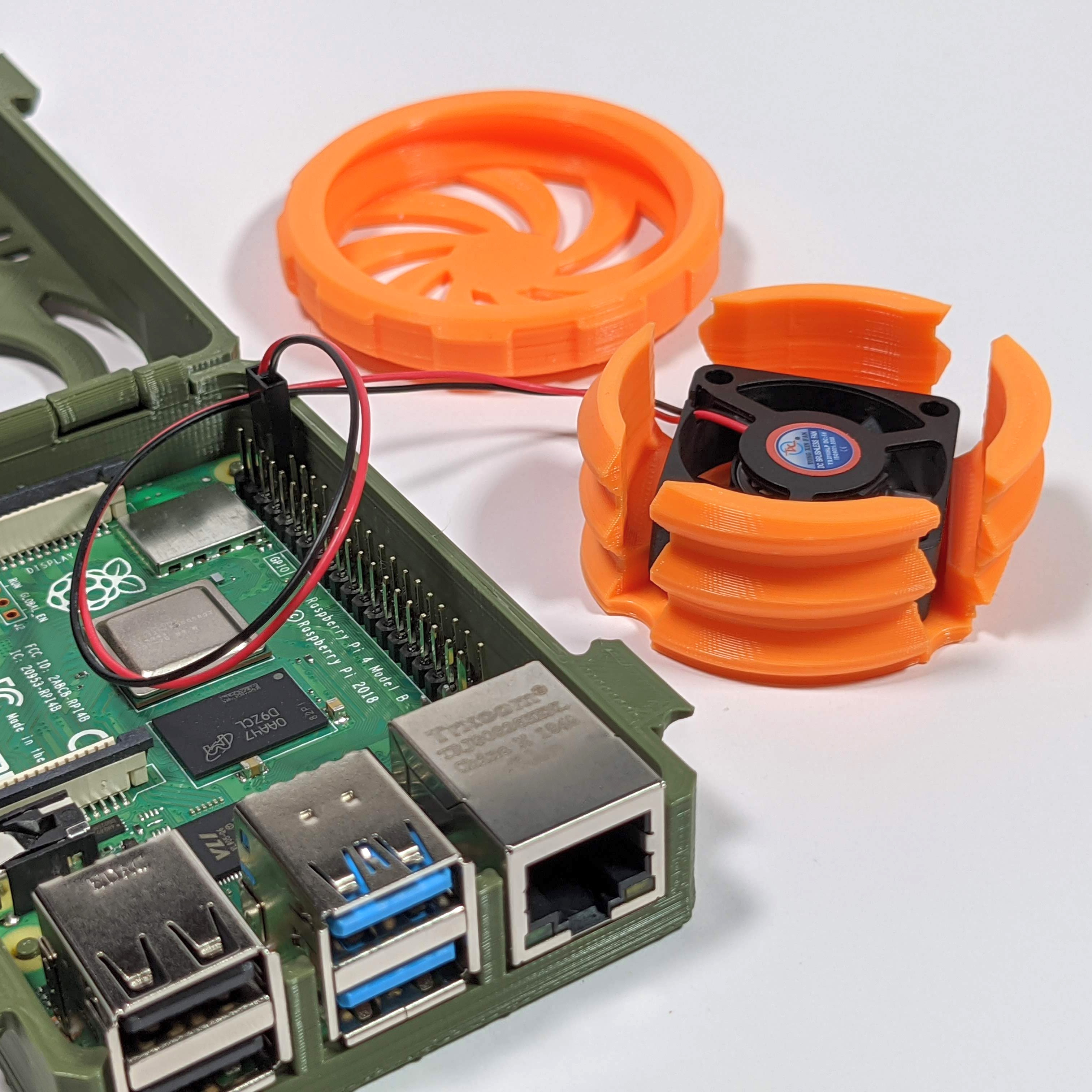 818 Pi4 Breezy Case by Clockspring | Printables Store
