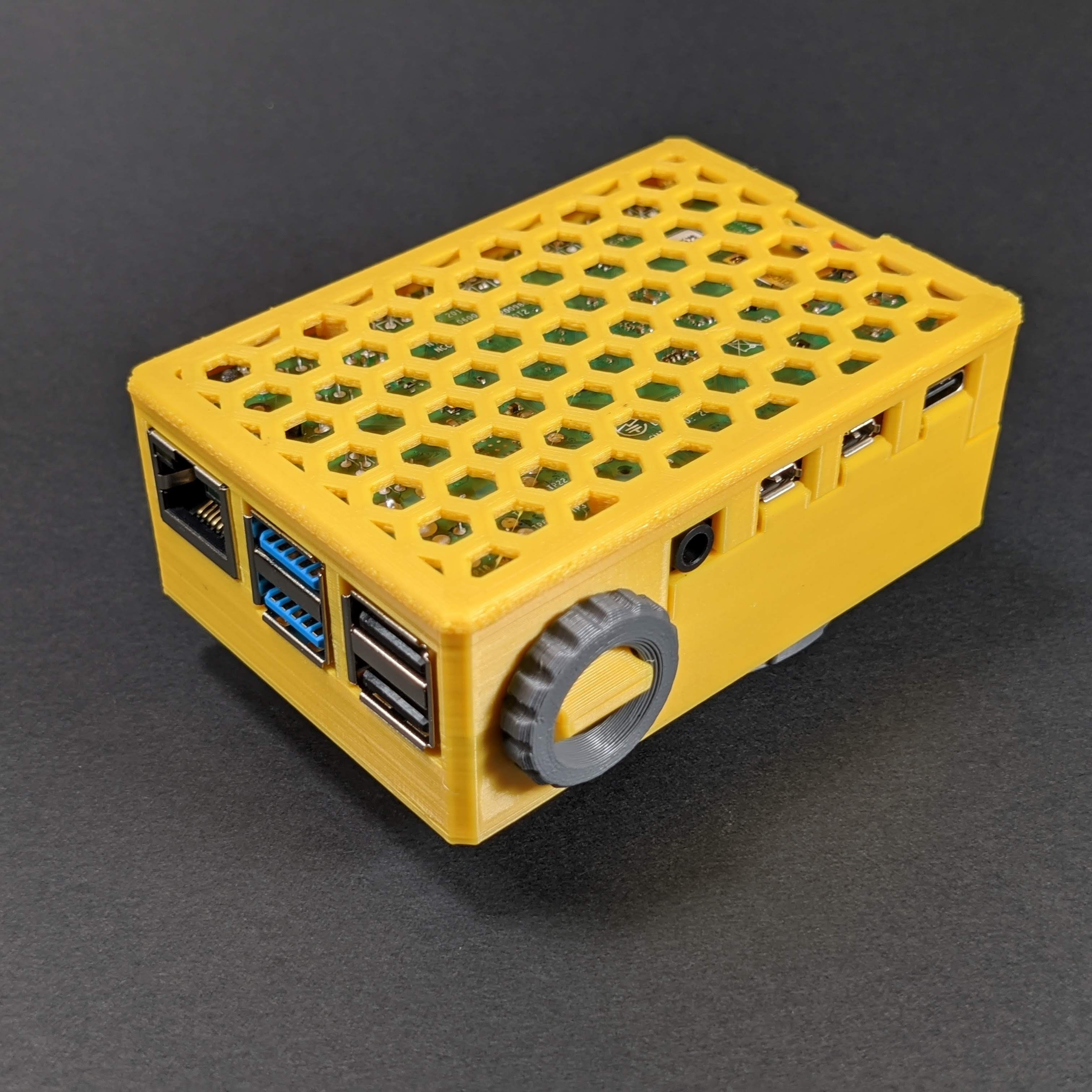 817 Pi4B Hex Breezy Case by Clockspring | Printables Store