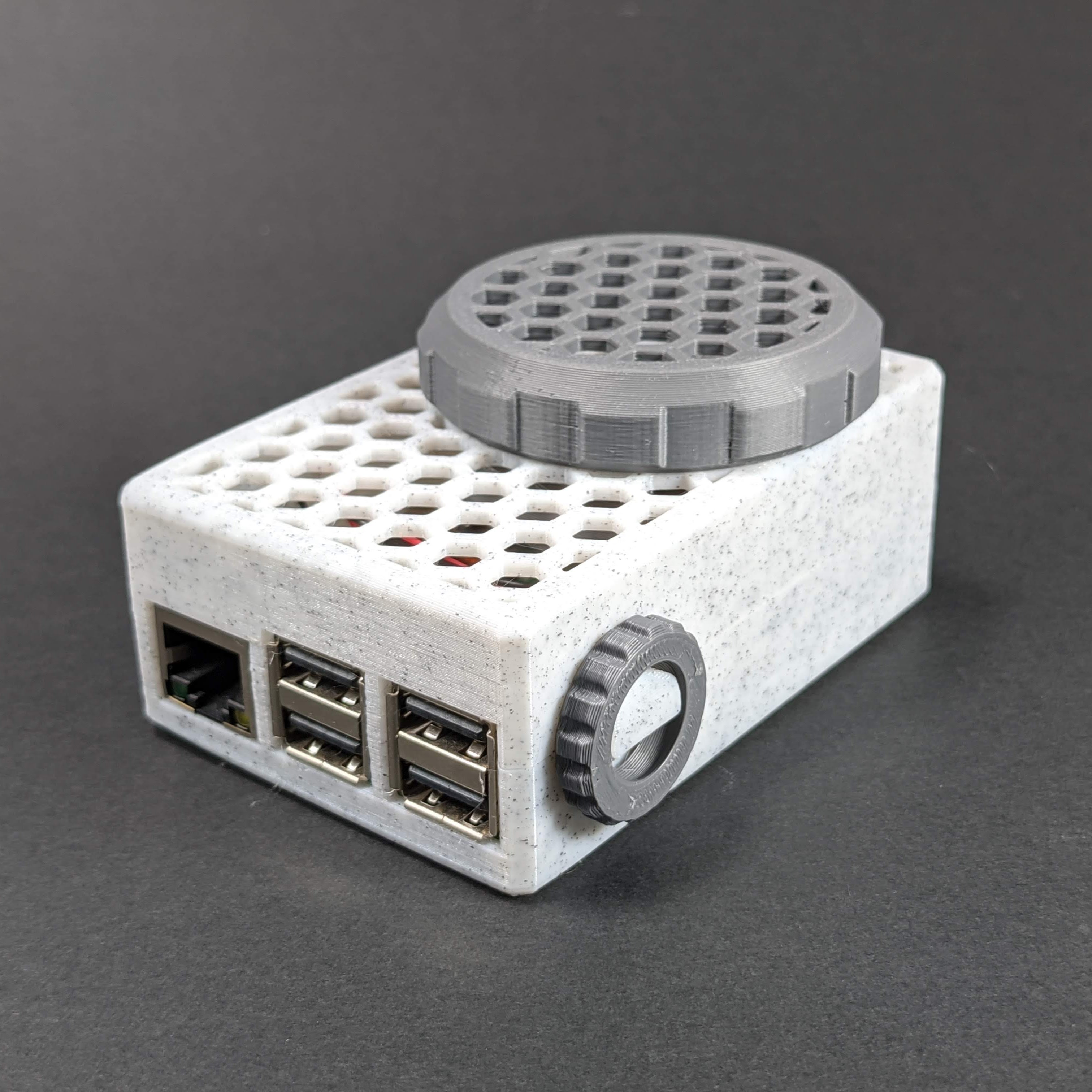 815 Pi3B Hex Breezy Case by Clockspring | Printables Store