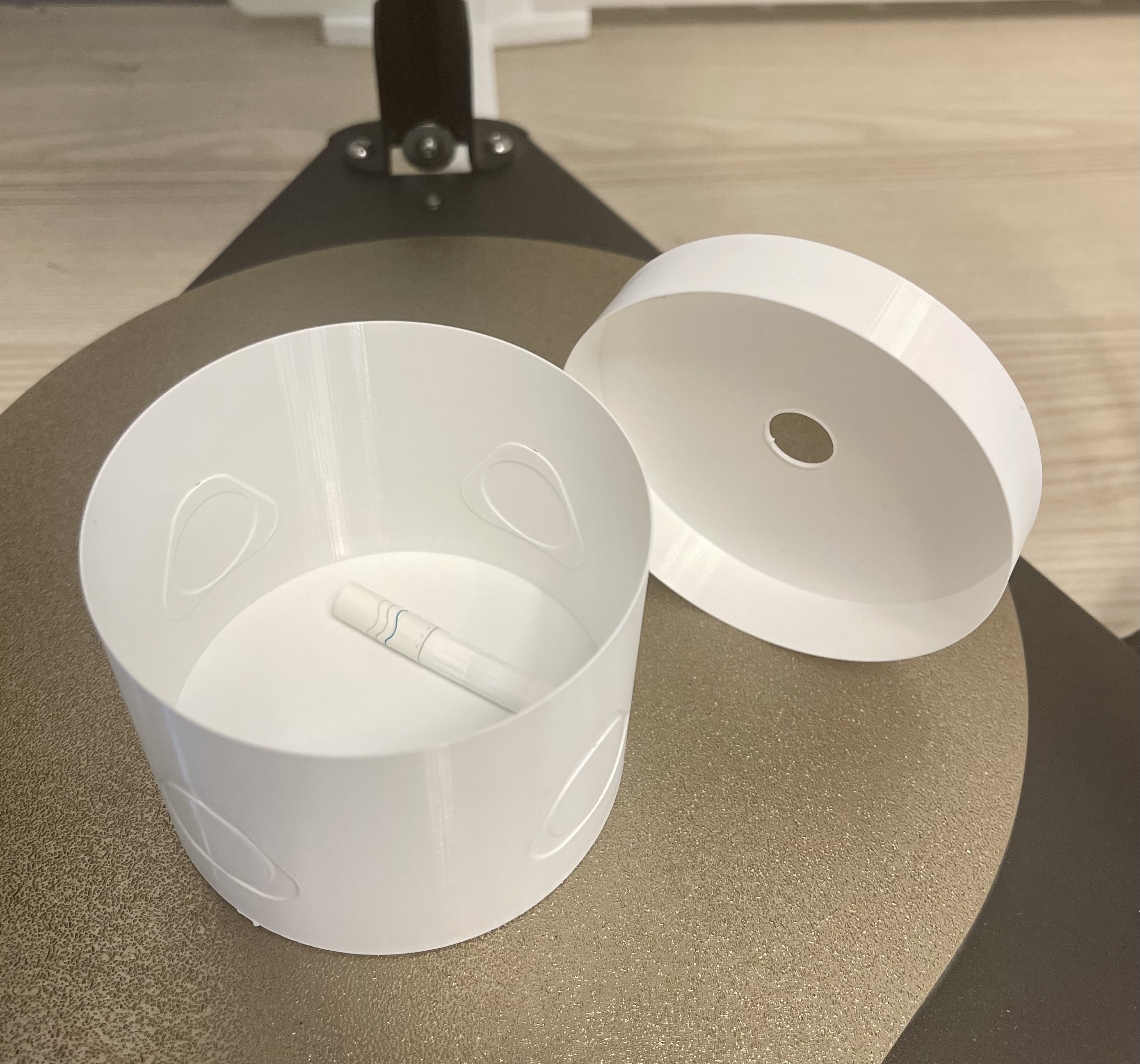 Fast print IQOS Ashtray Vase Mode with IQOS Logo by DaPi | Download ...