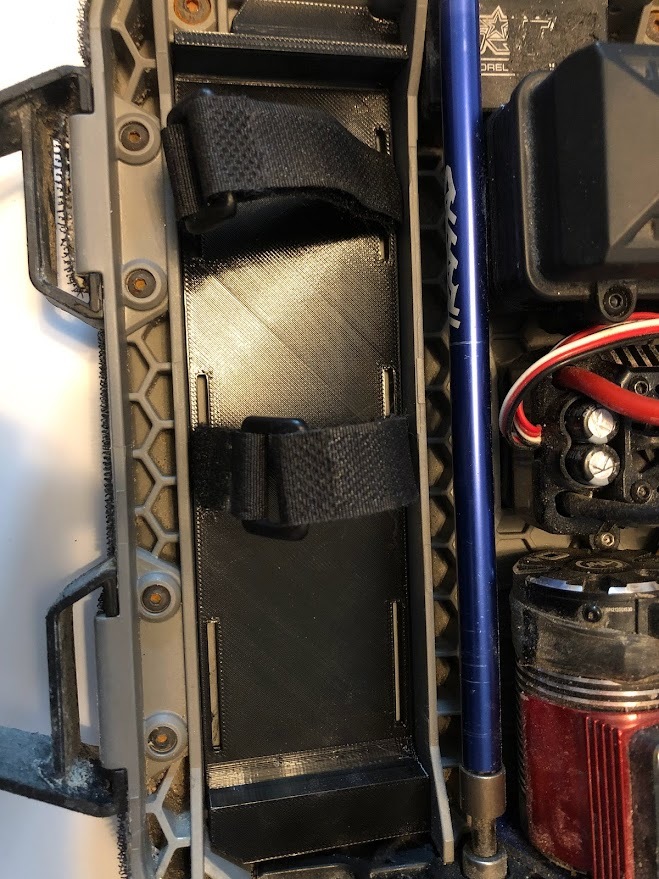 Traxxas Slash LCG velcro battery tray by LelleB | Download free STL ...