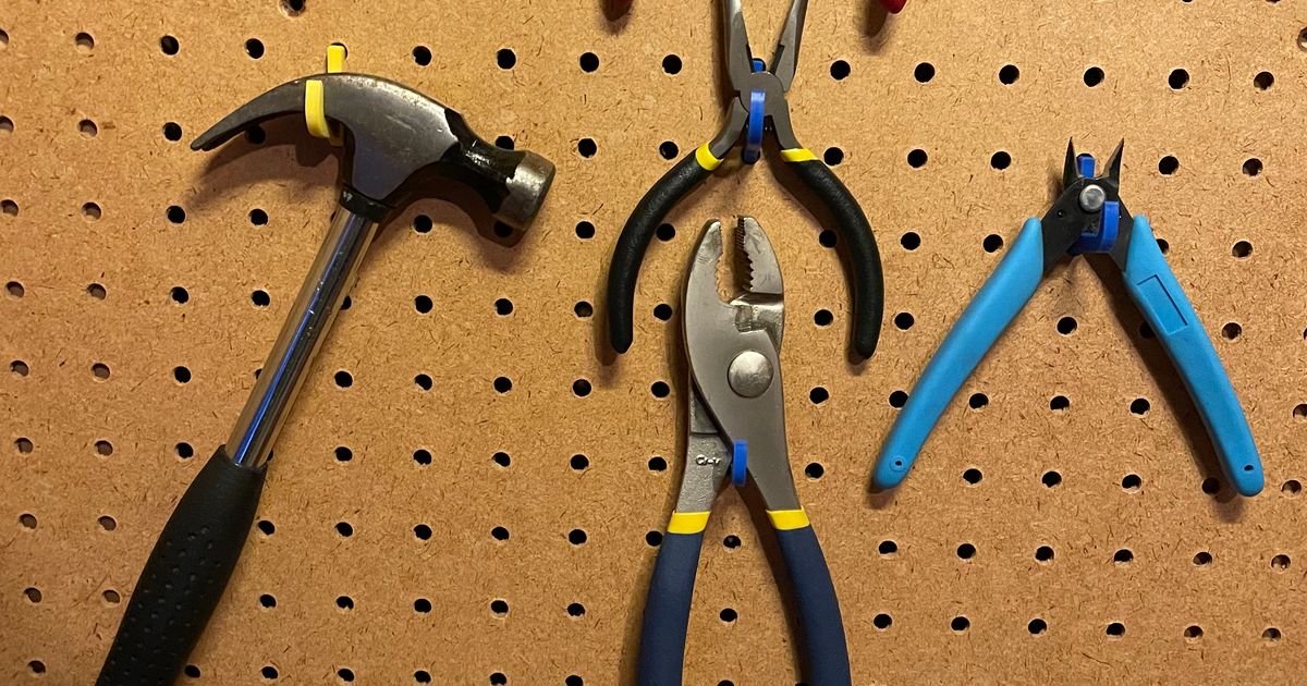 Very average peg board hook by Cooper's Creations | Download free STL model | Printables.com