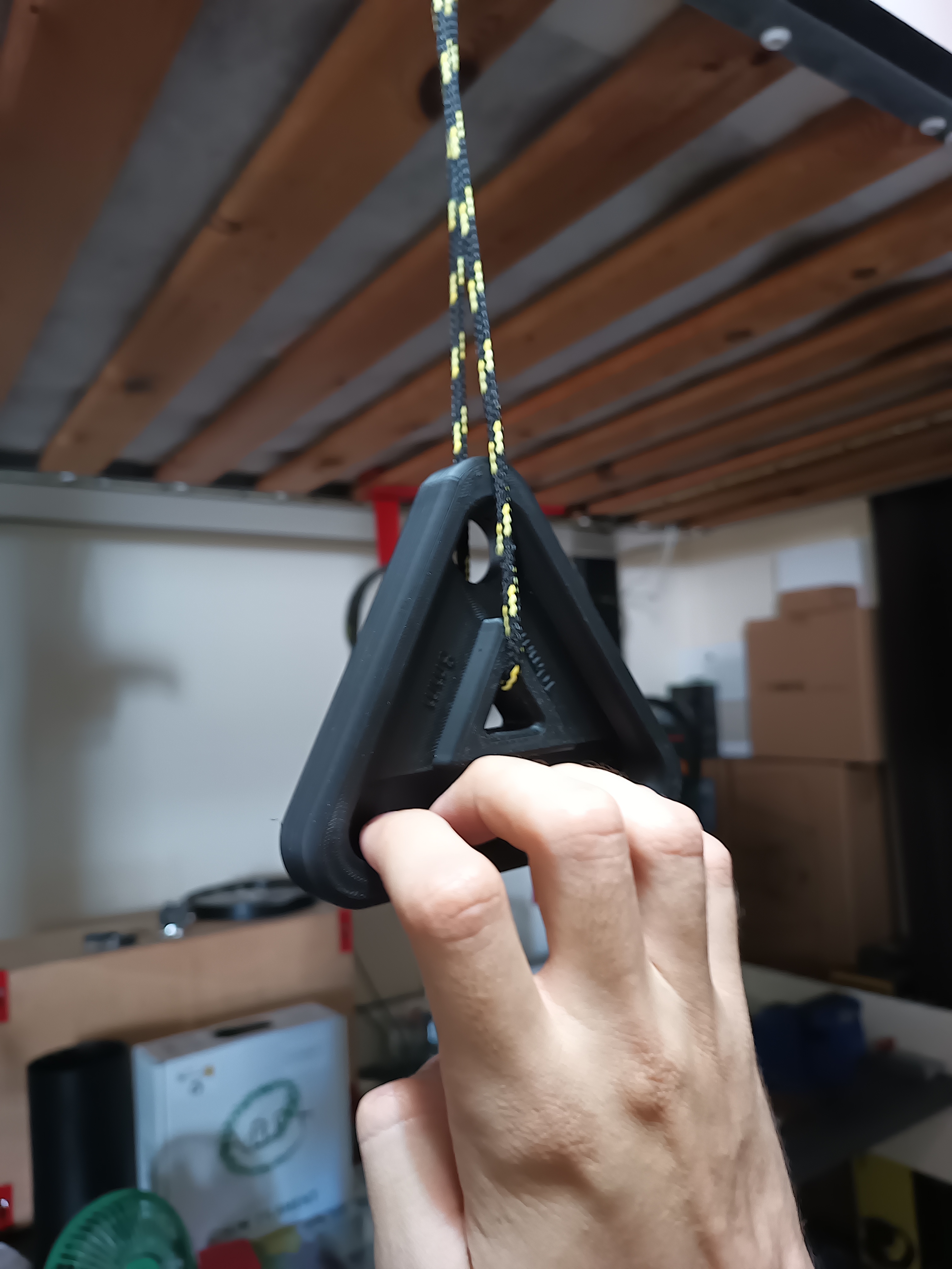 Triangle Hangboard/Fingerboard V2 by Jorge_dPO | Download free STL ...