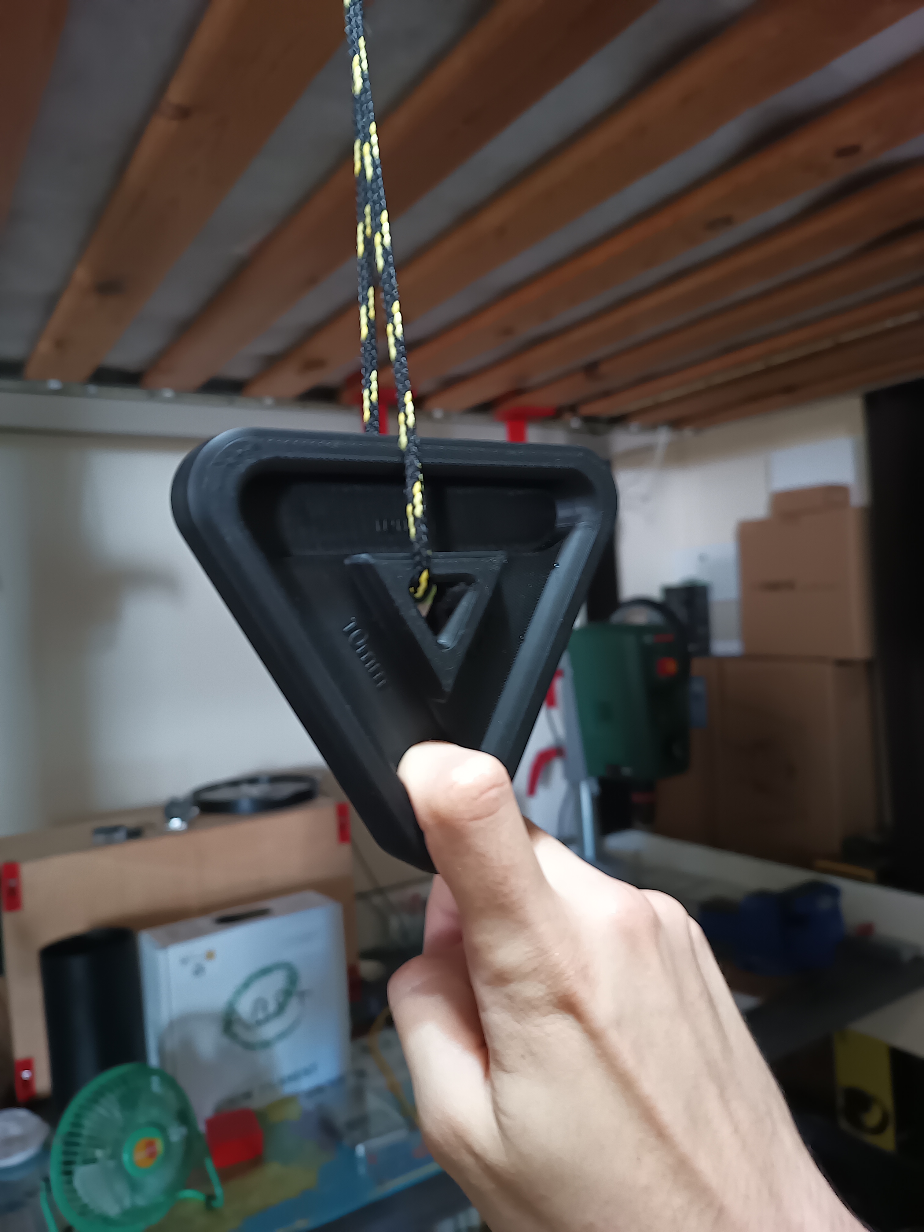 Triangle Hangboard/Fingerboard V2 by Jorge_dPO | Download free STL ...