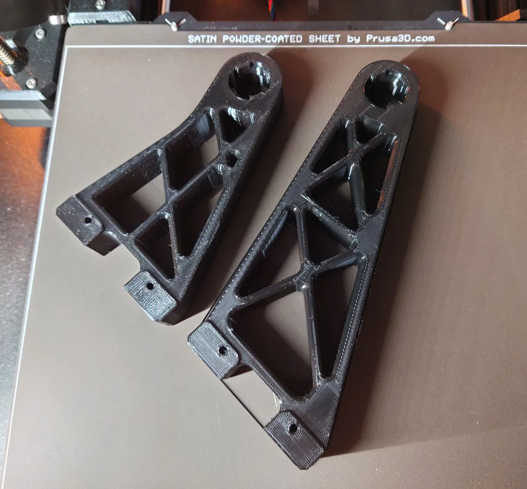 Longer Spool base for enclosure by leighton.works | Download free STL ...