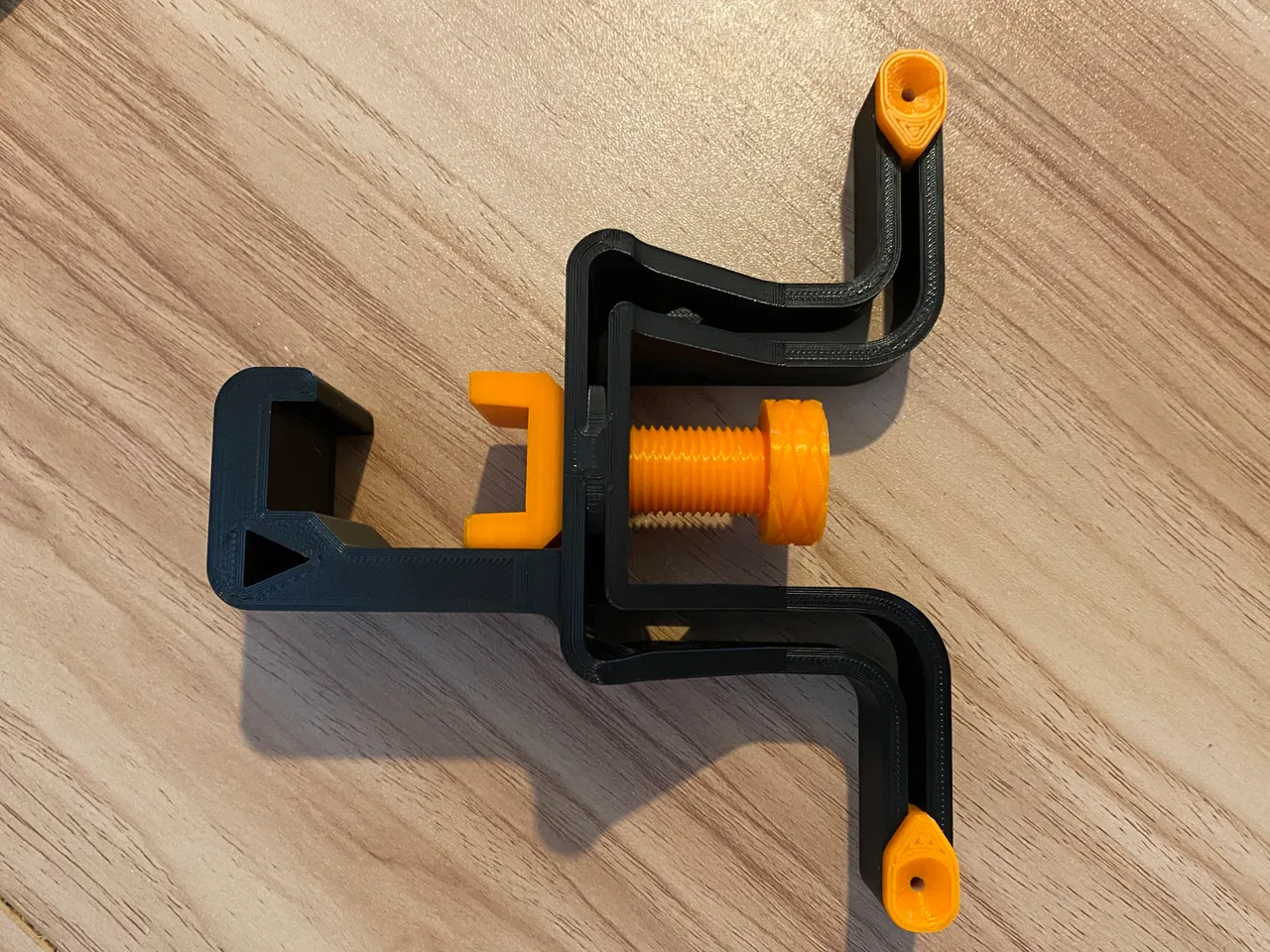 Clamp On, Filament guide with 4mm PTFE lining for Prusa mk3 by ...