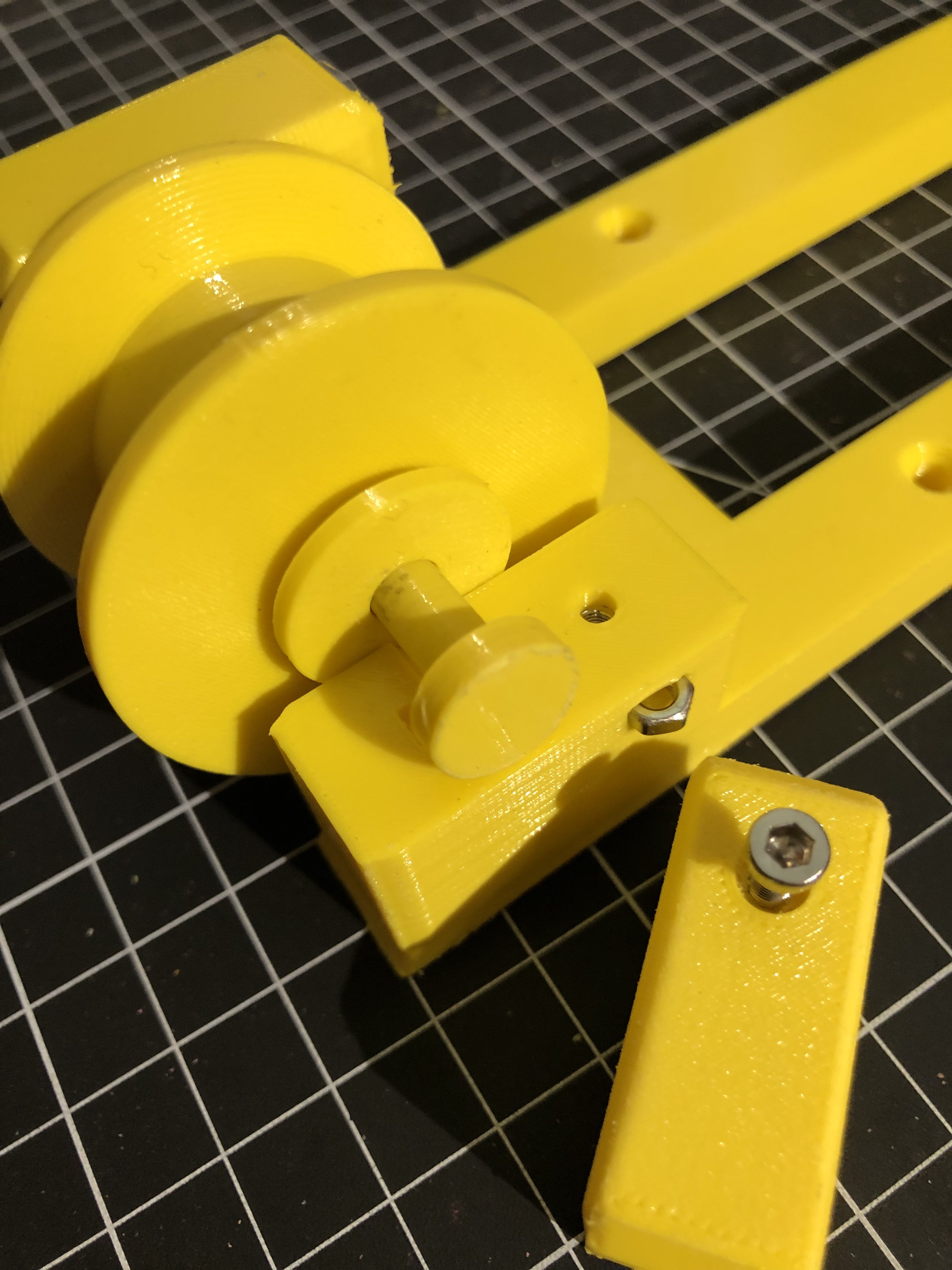 Polymaker 5kg Spool Holder by Polymaker | Download free STL model ...